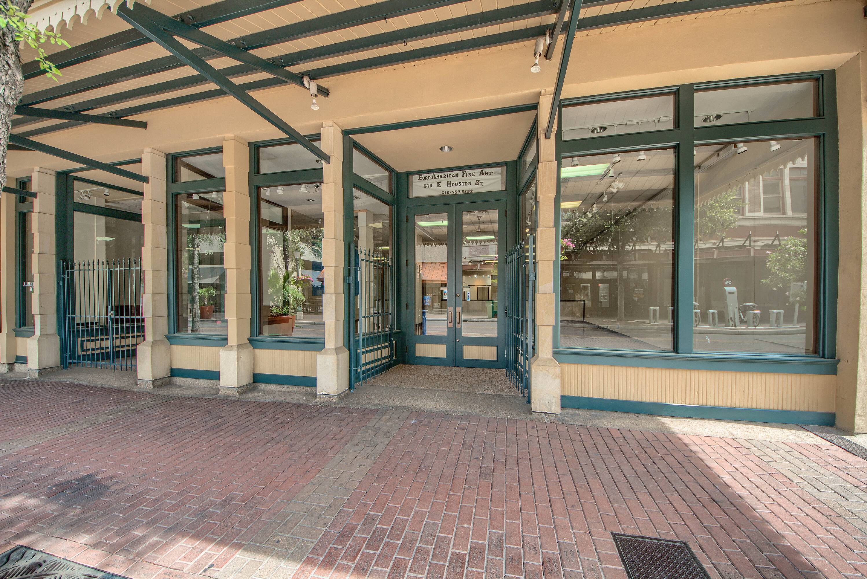 515 E Houston St, San Antonio, TX 78205 | Crexi.com