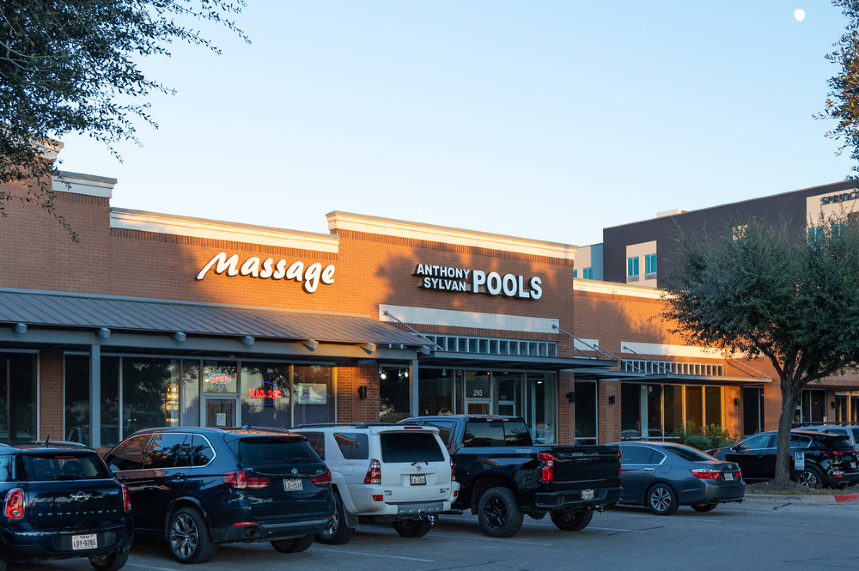 13435 N Hwy 183, Austin, TX 78729 | Crexi.com