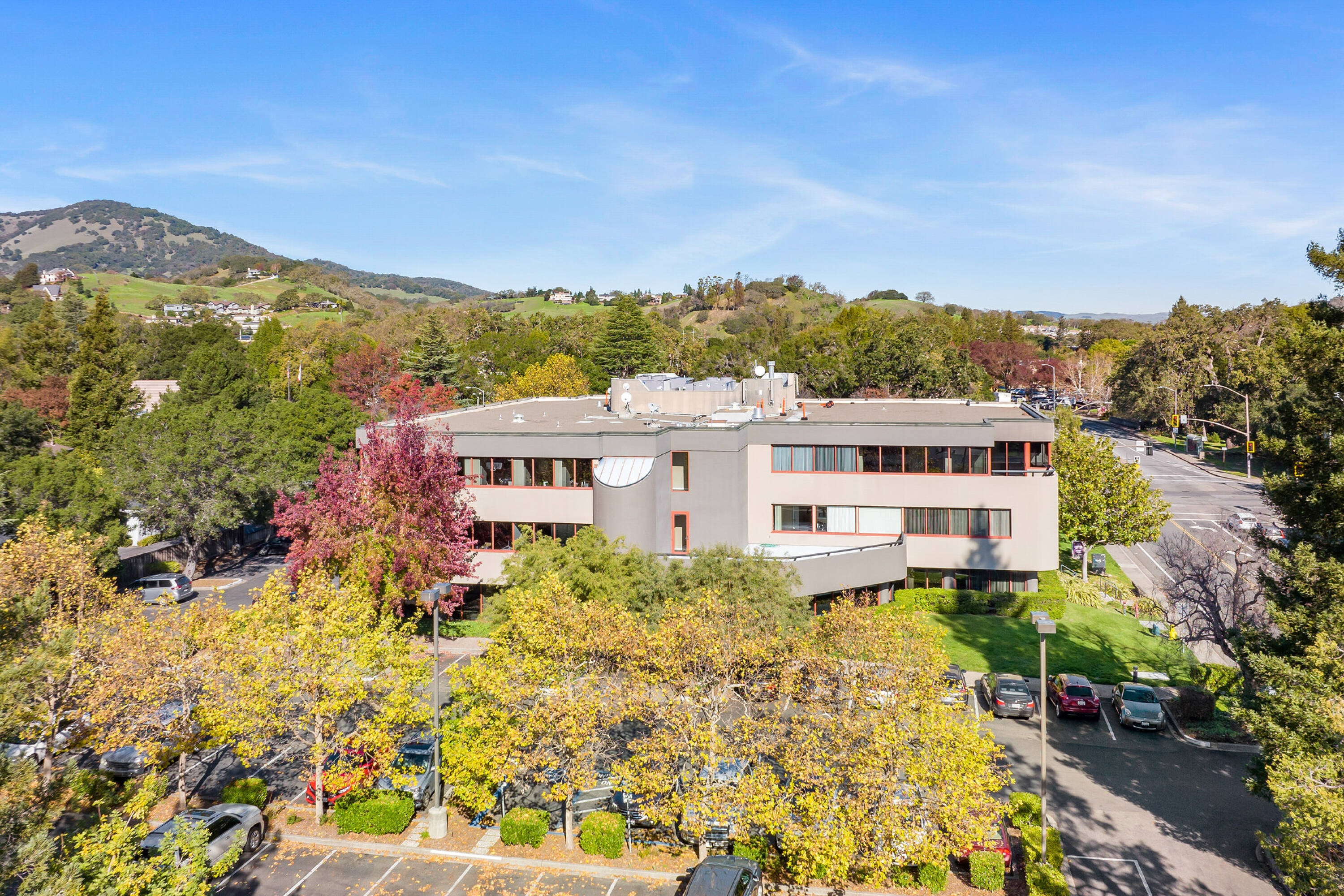 1701 NOVATO BLVD Novato CA 94947-3000 APN: 140-031-61 | Crexi.com