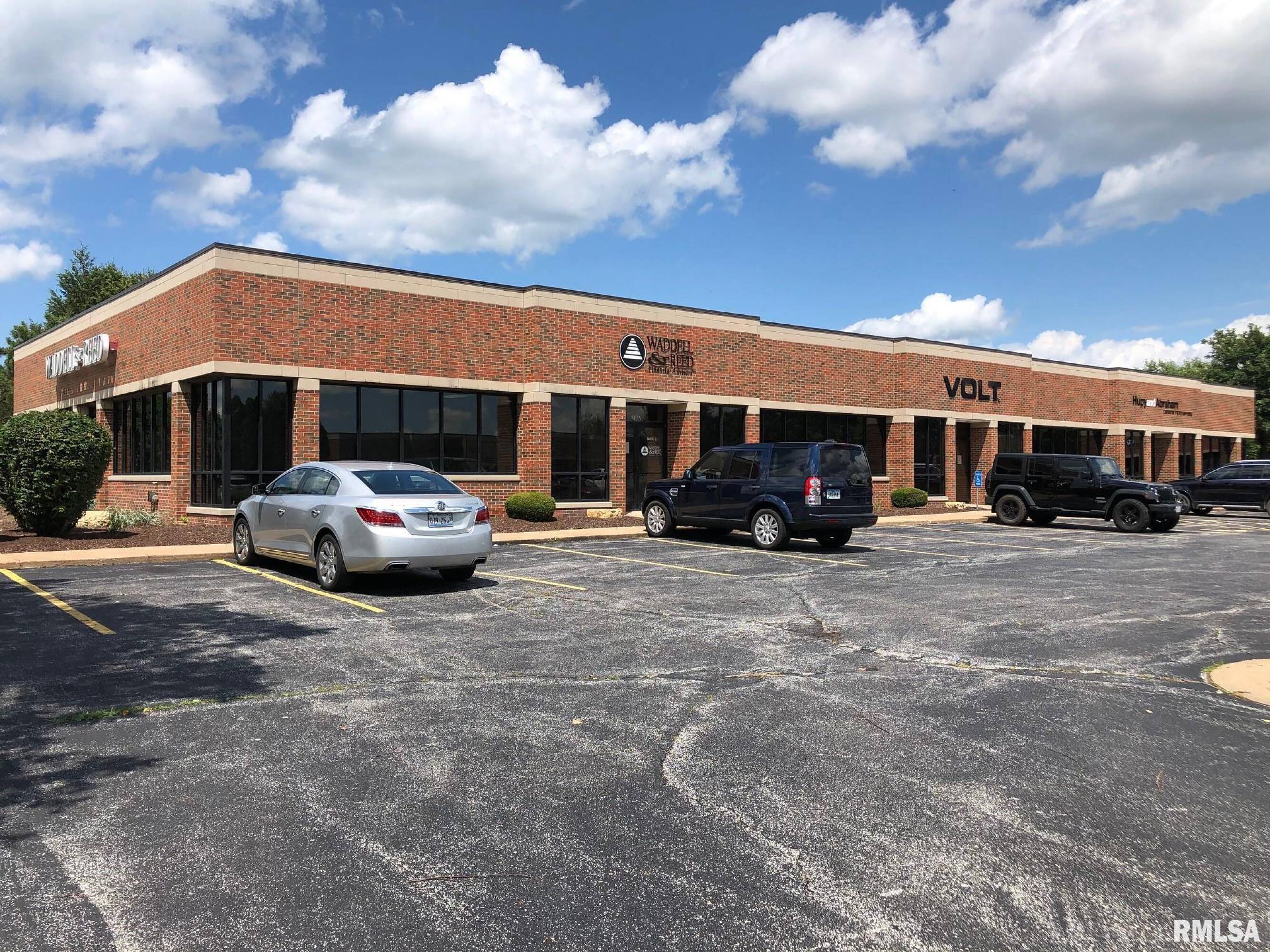 5139 UTICA RIDGE Road, Davenport, IA 52807 | Crexi.com