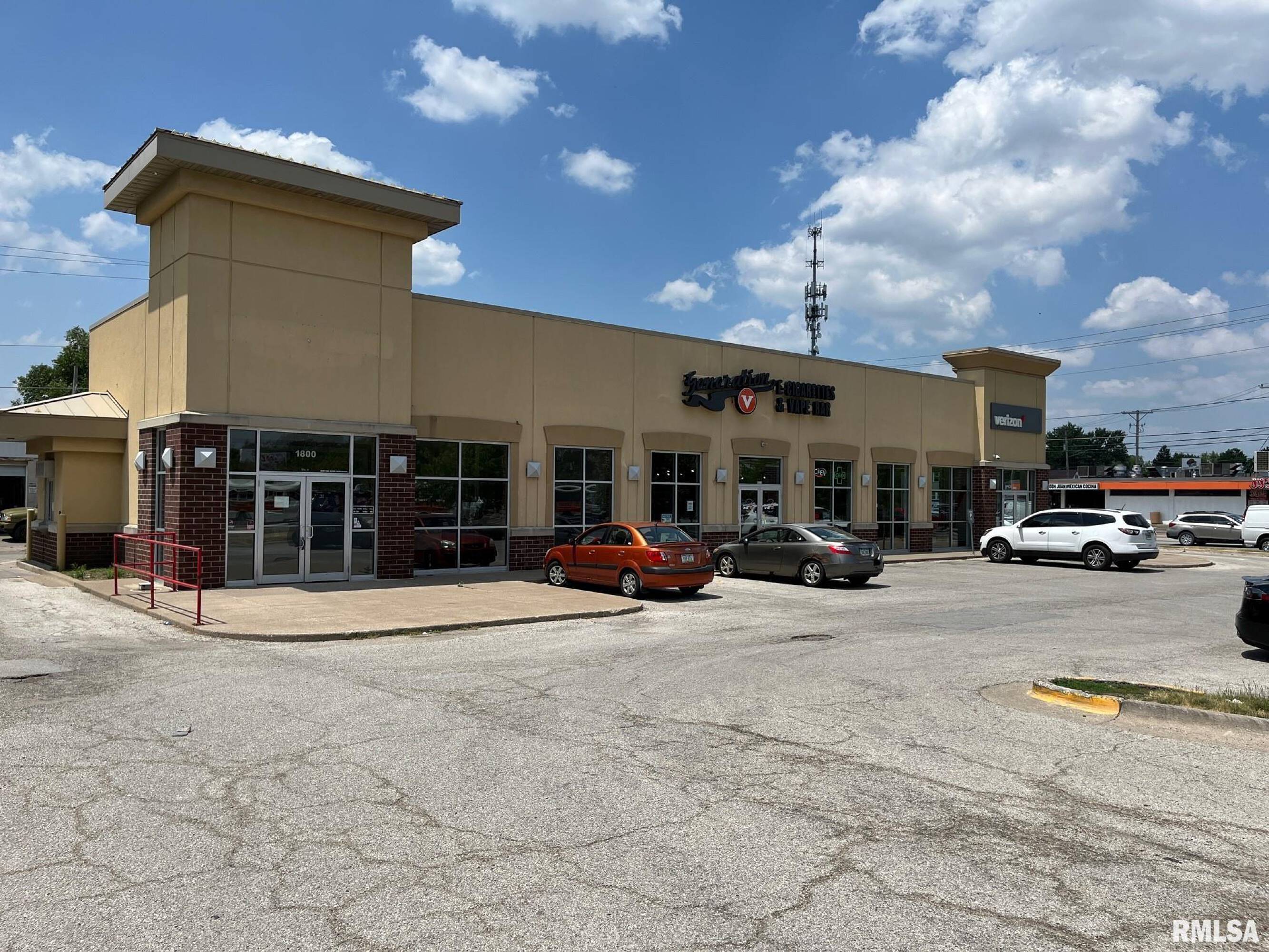 1800 N DIVISION Street #A, Davenport, IA 52804 | Crexi.com