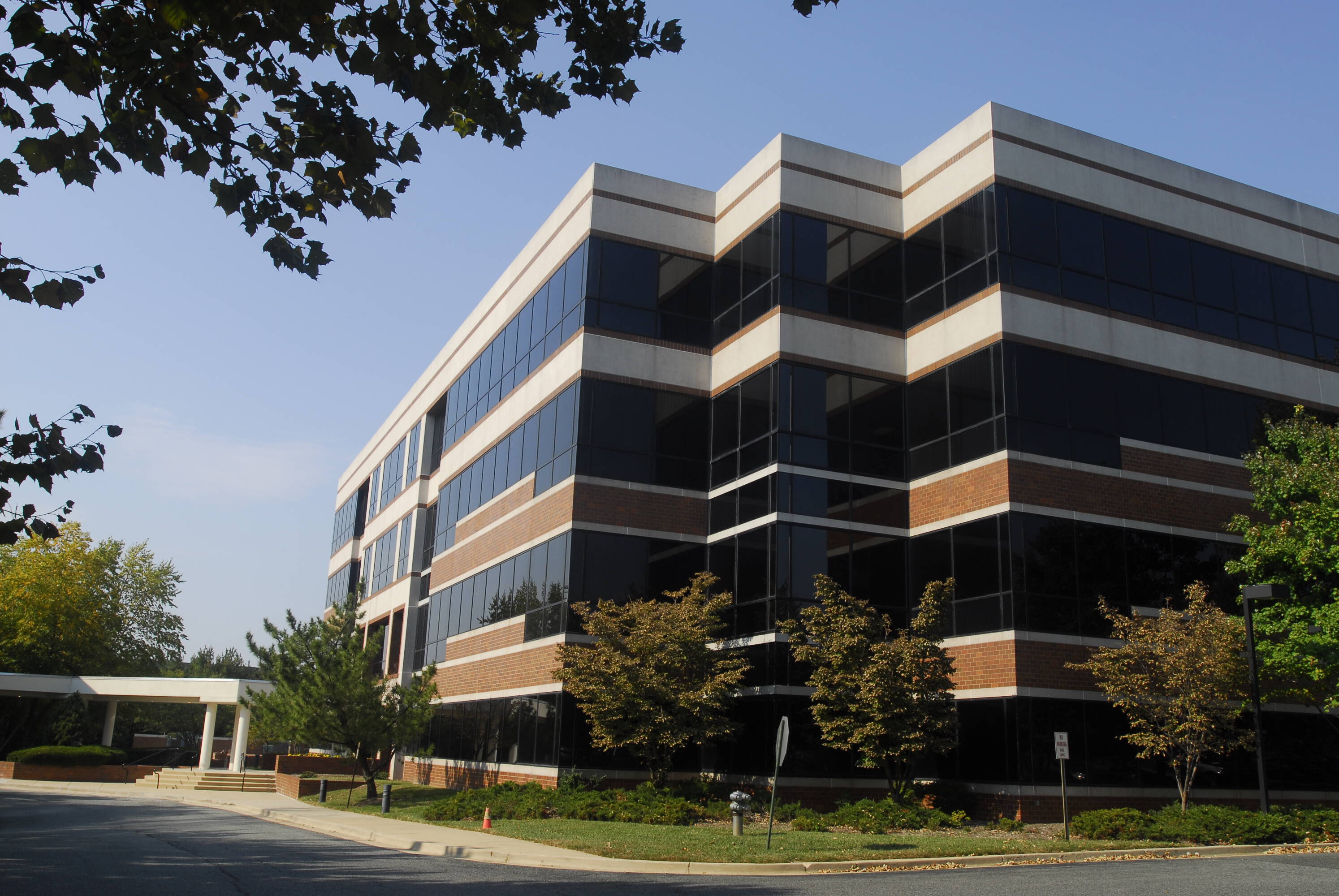 9420 KEY WEST AVE Rockville MD 20850-3334 APN: 02344337 | Crexi.com