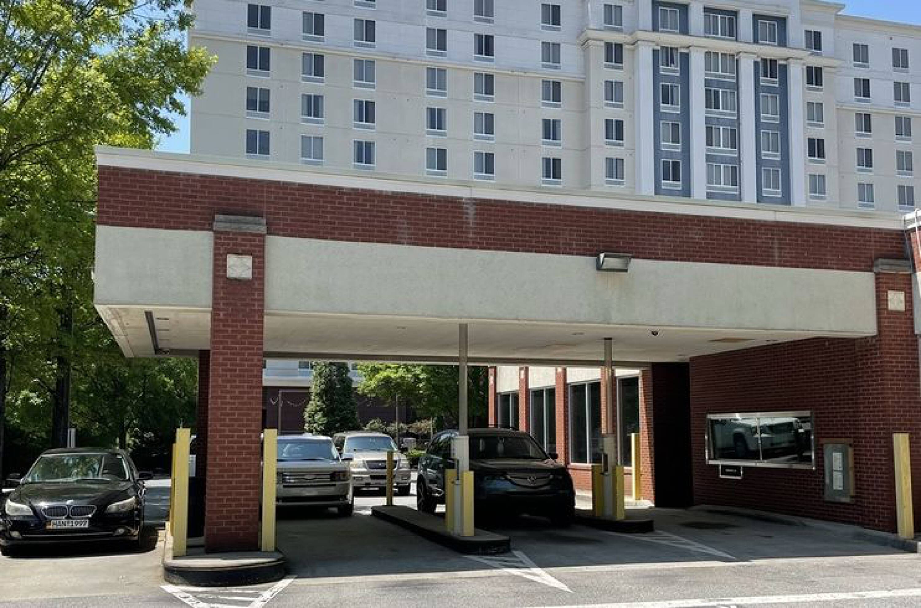 3465 BUCKHEAD LOOP NE Atlanta GA 30326-1532 APN: 17 006200040245 ...