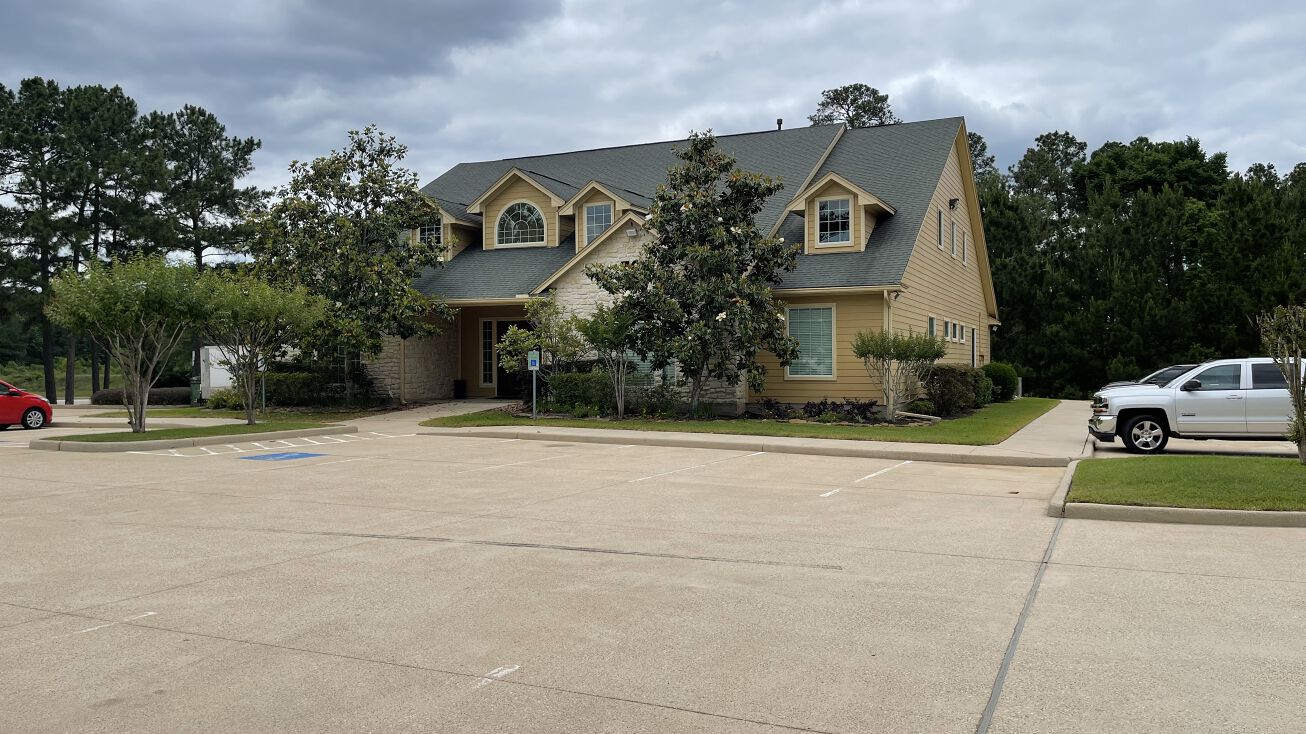 701 N Loop 336 E, Conroe, TX 77301 - Office Space for Lease - 701 N Loop 336