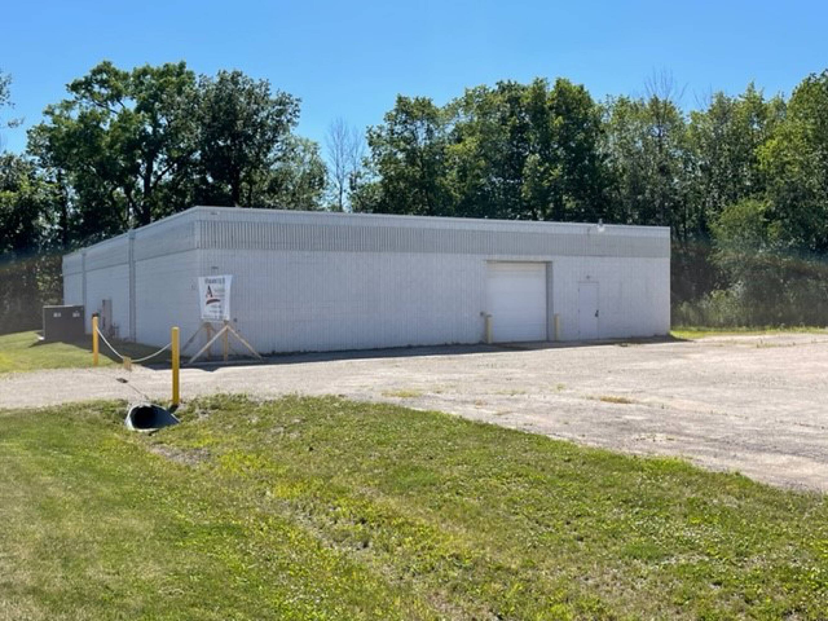 1331 Gillingham Rd, Neenah, WI 54956 | Crexi.com