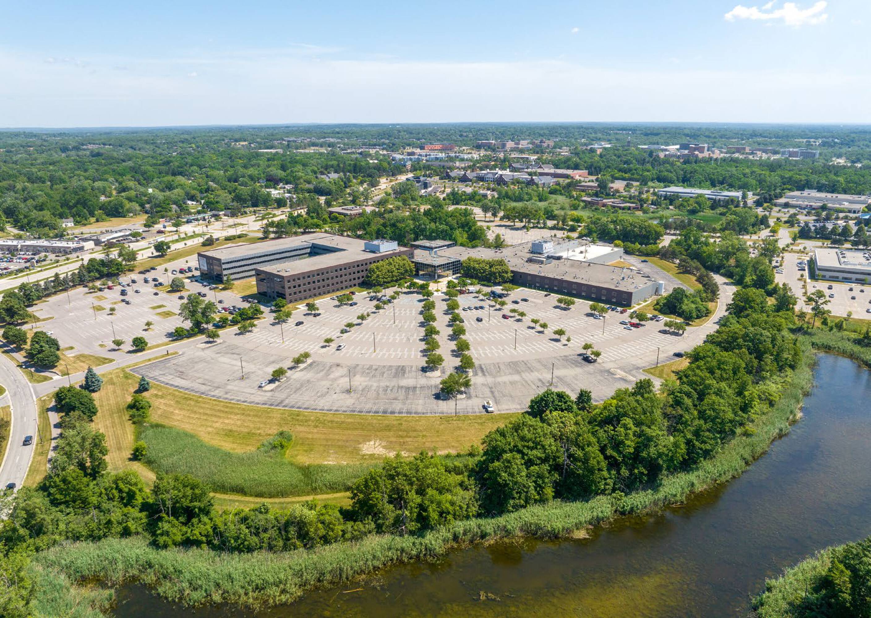 3000 University Dr, Auburn Hills, MI 48326 | Crexi.com