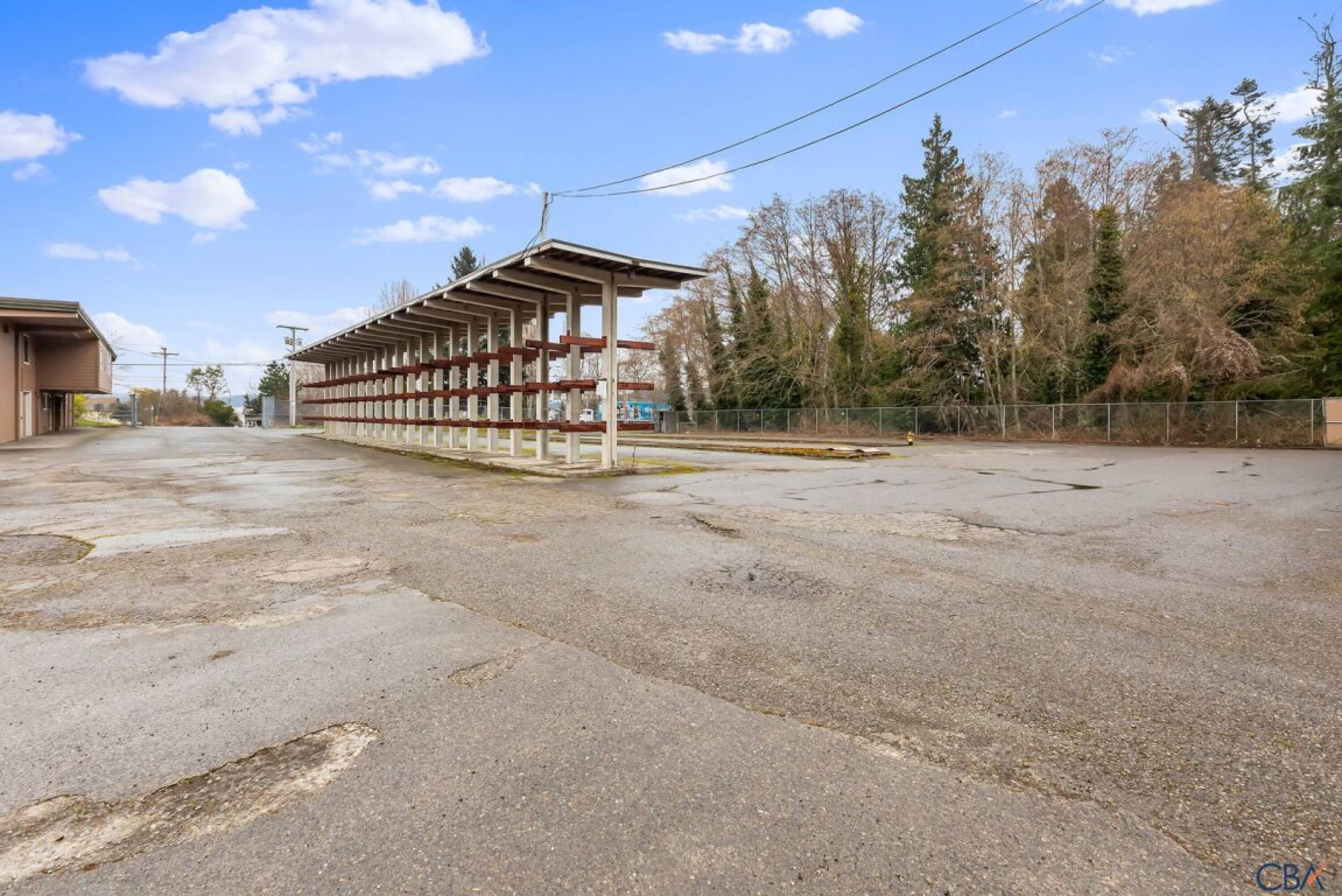 9654 SE SOUTHWORTH DR Port Orchard WA 98366-8919 APN: 352402-3-012-2005 ...