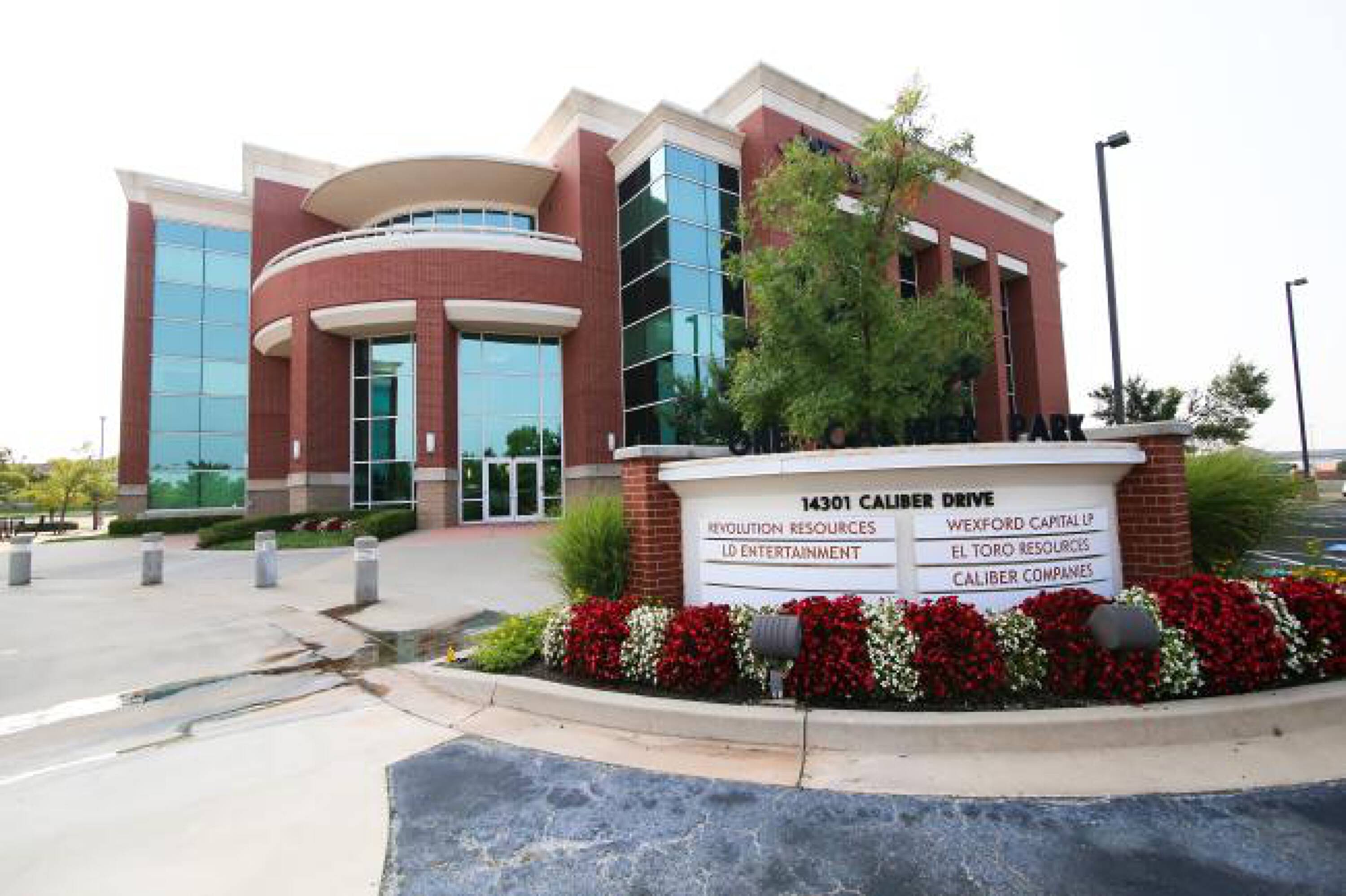 14201 Caliber Drive, Oklahoma City, OK 73134 | Crexi.com