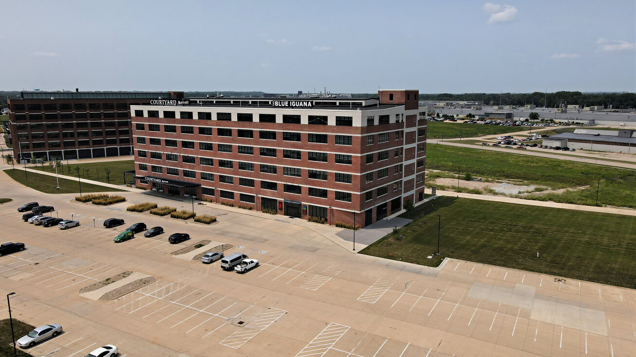 250 Westfield Ave, Waterloo, IA 50701 - Restaurant Space for Lease ...