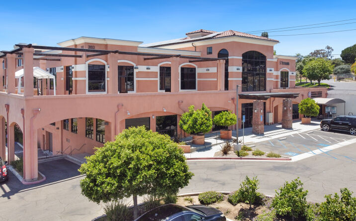 Executive Offices for Lease in Fallbrook, CA | Crexi