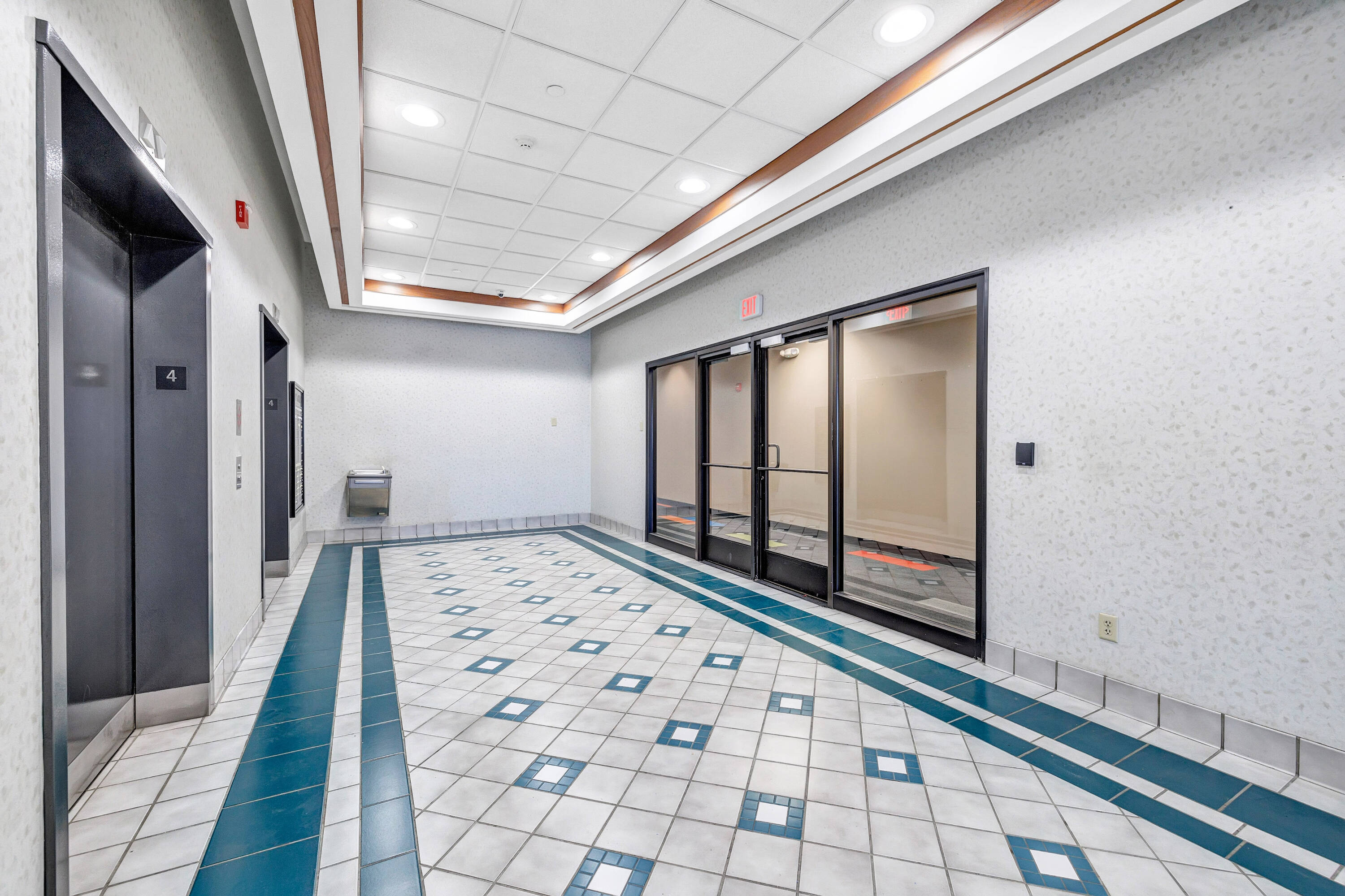 100 W College Ave, Appleton, WI 54911 | Crexi.com