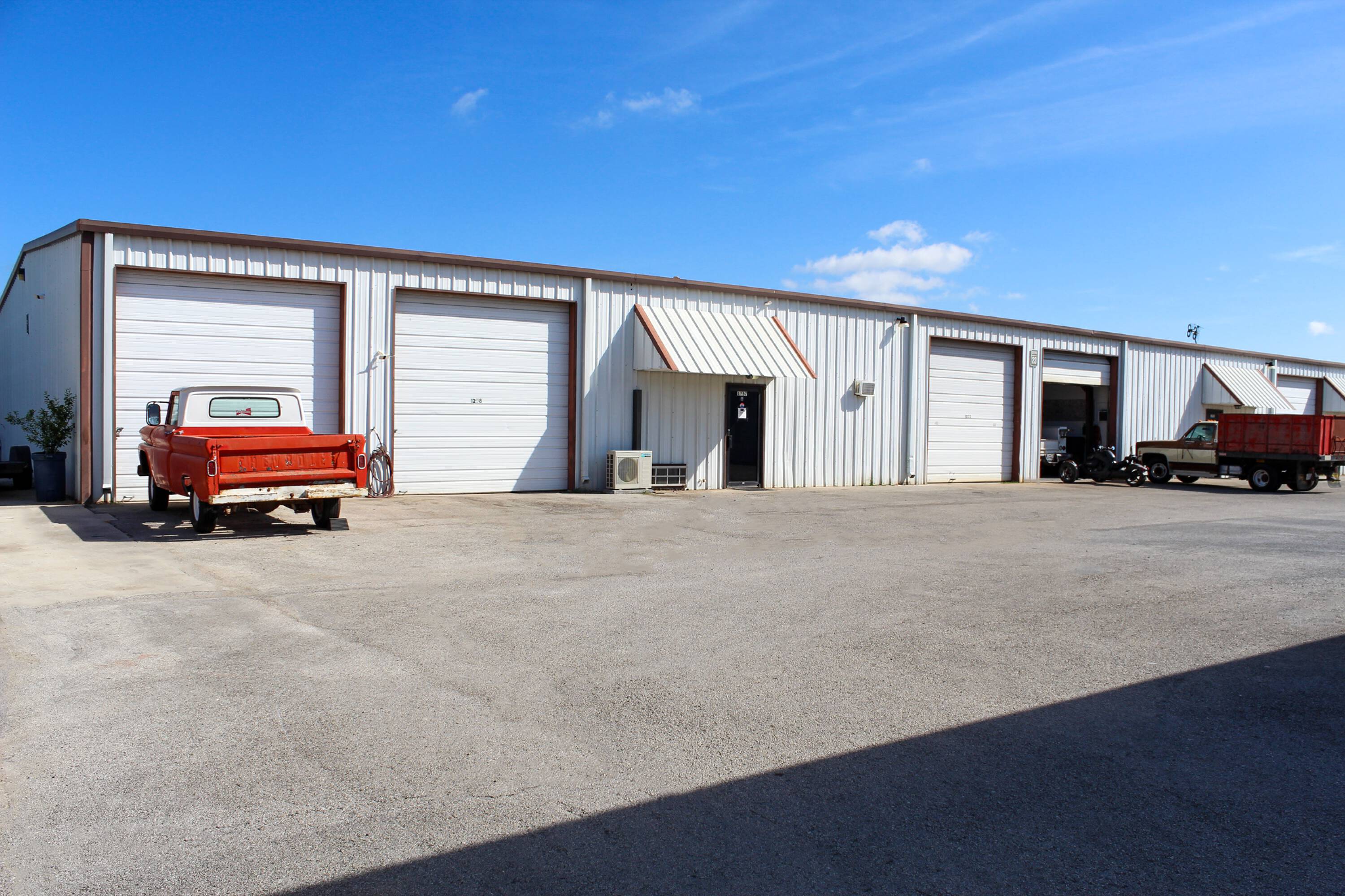 18975 Marbach Ln, San Antonio, TX 78266 | Crexi.com