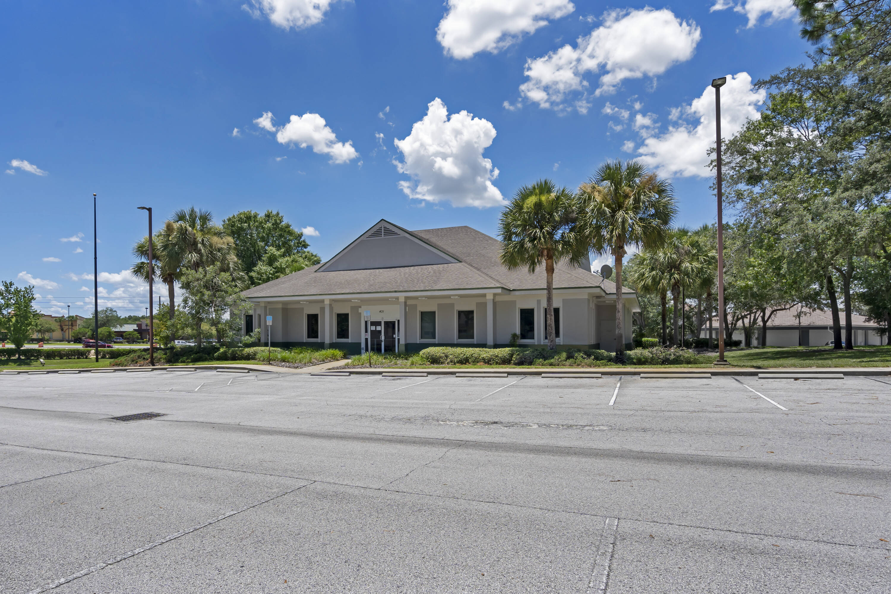 431 US-441, Lady Lake, FL 32159 | Crexi.com