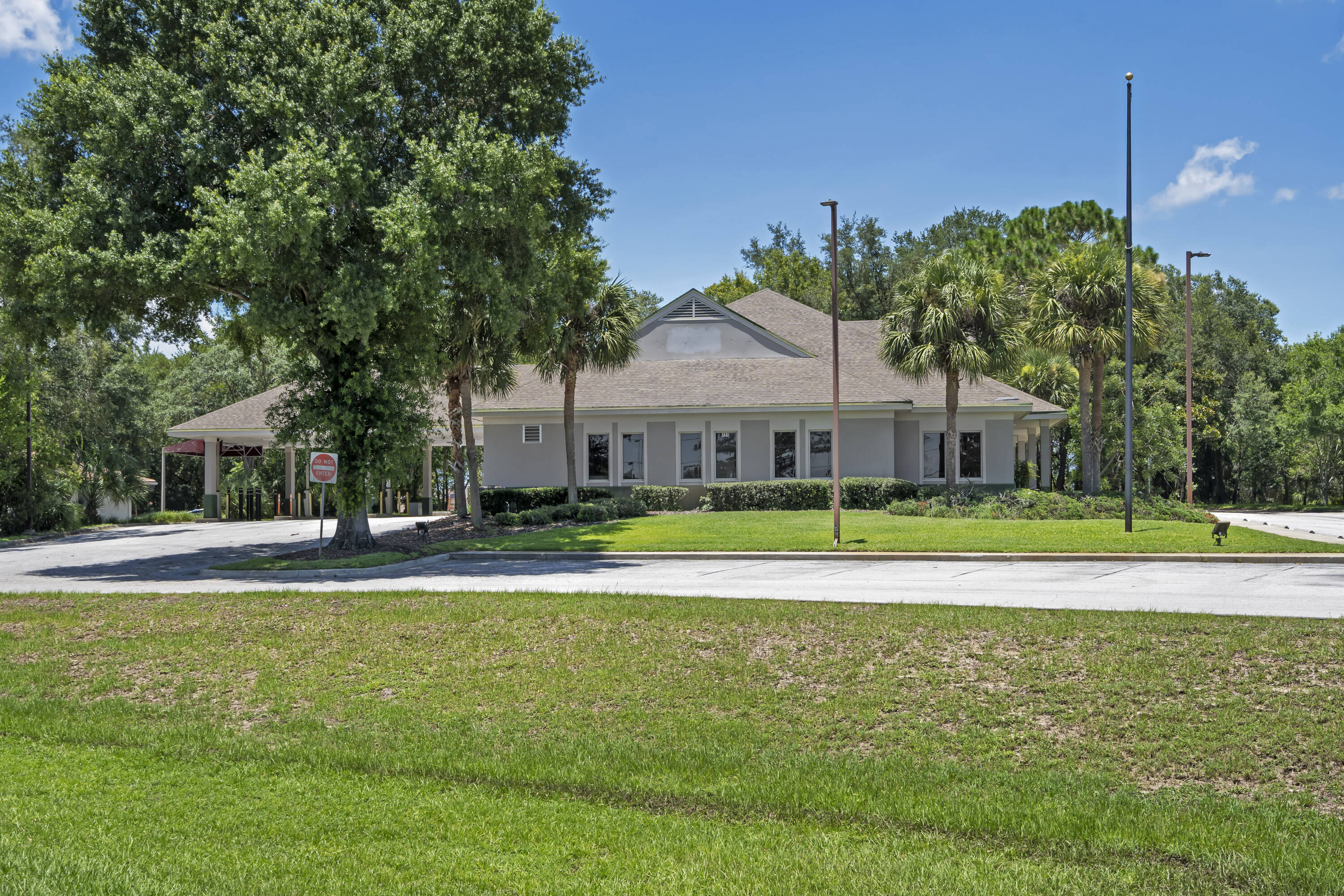 431 US-441, Lady Lake, FL 32159 | Crexi.com