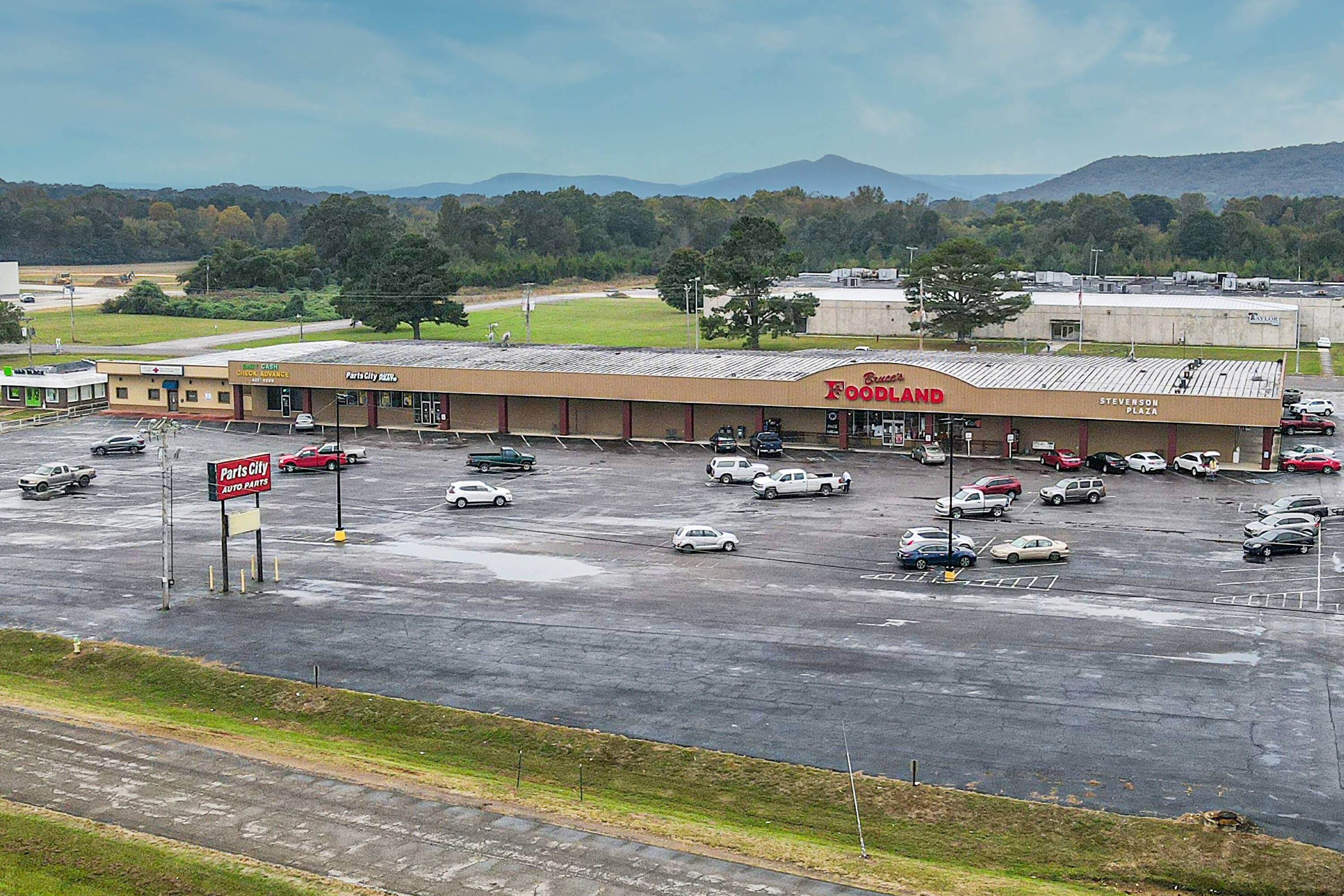 42950 US-72, Stevenson, AL 35772 | Crexi.com