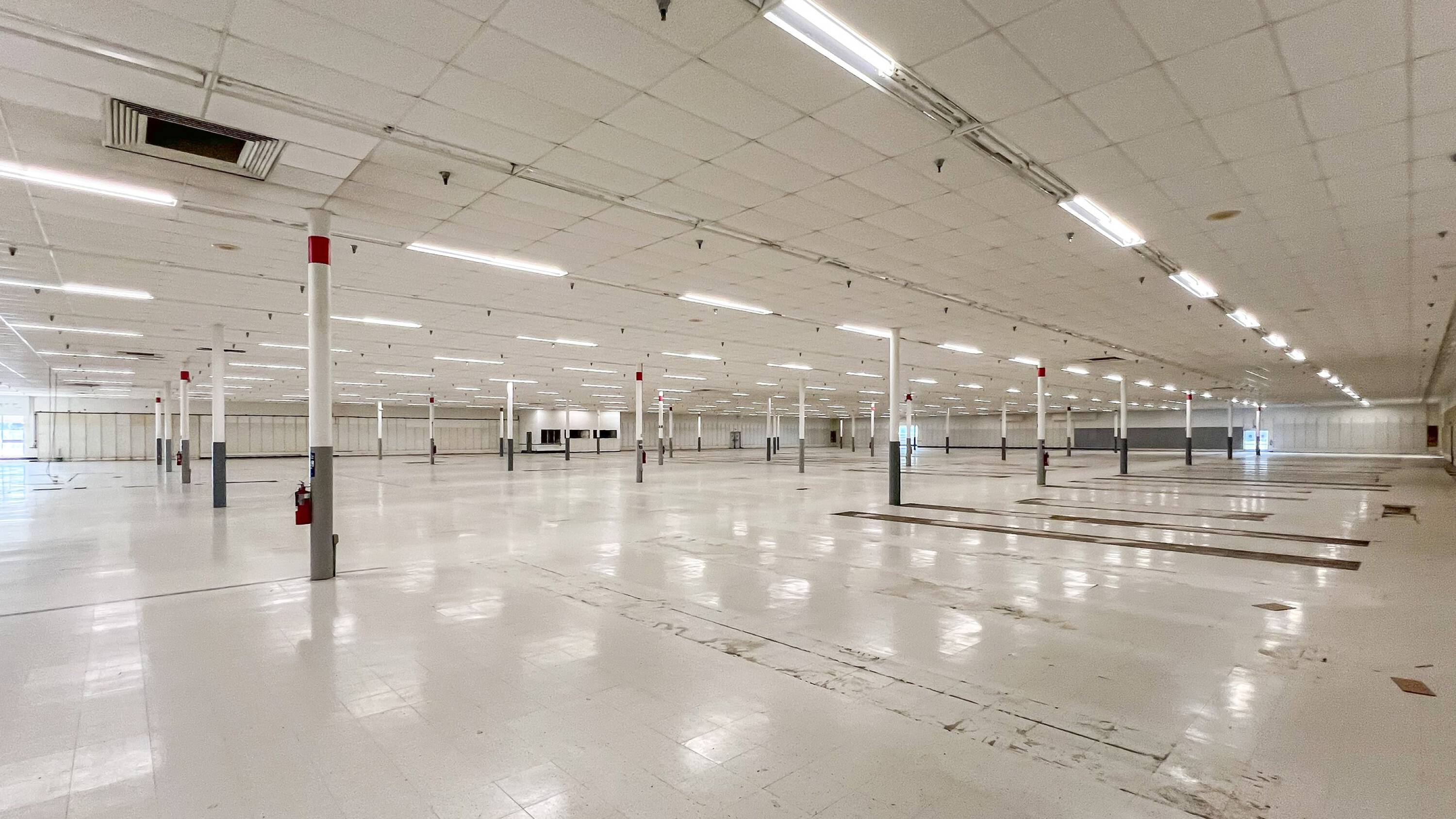 2211-2417 S Green Bay Rd, Racine, WI 53406 | Crexi.com