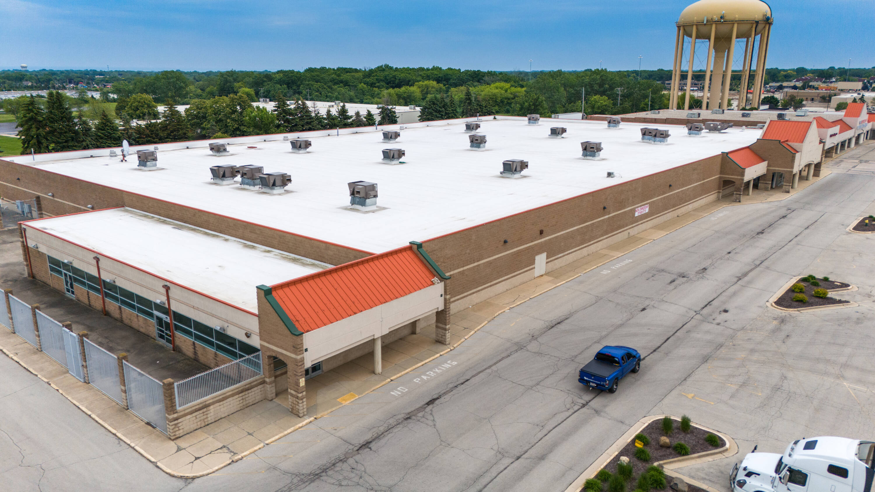 2211-2417 S Green Bay Rd, Racine, WI 53406 | Crexi.com