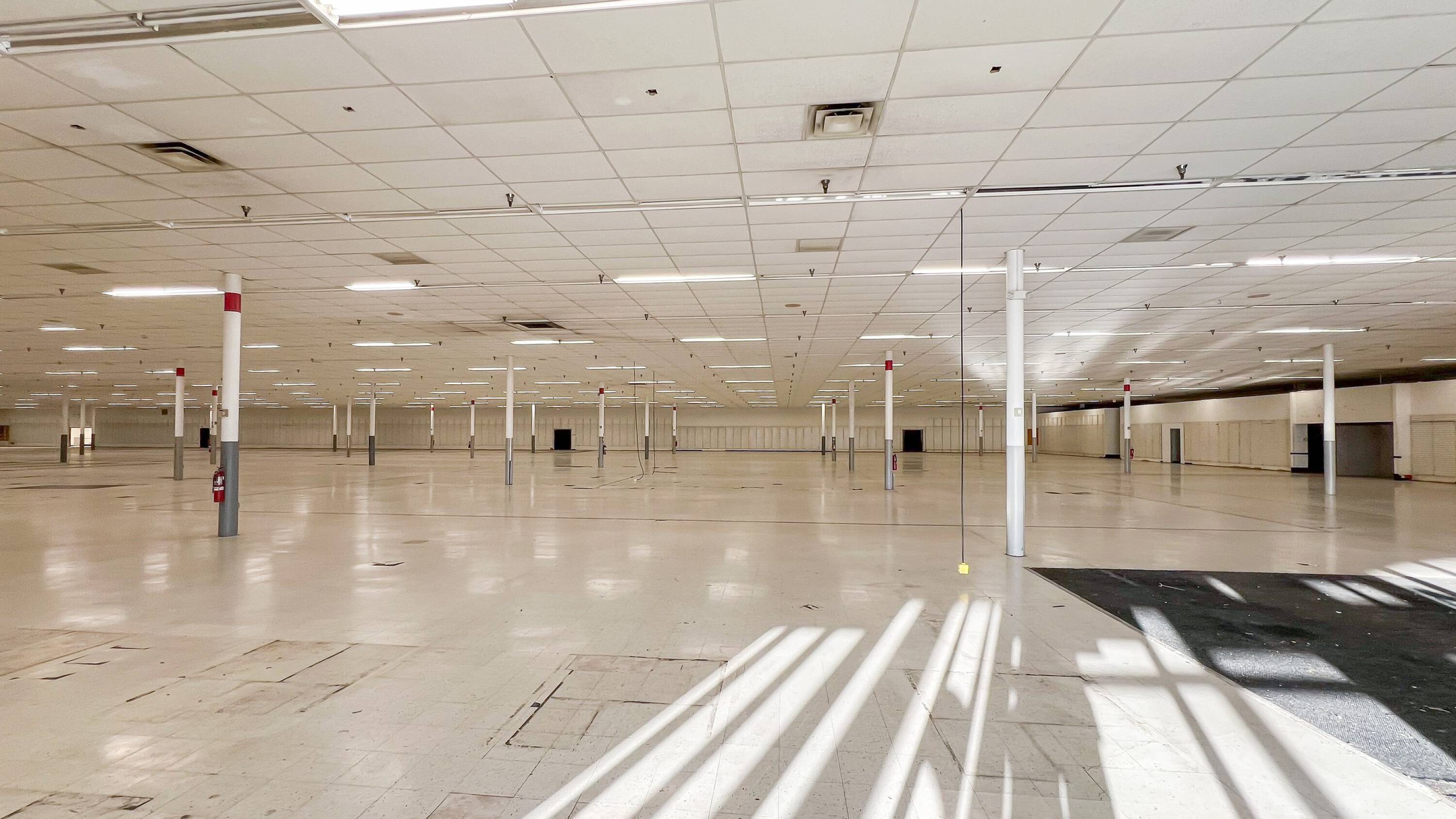 2211-2417 S Green Bay Rd, Racine, WI 53406 | Crexi.com