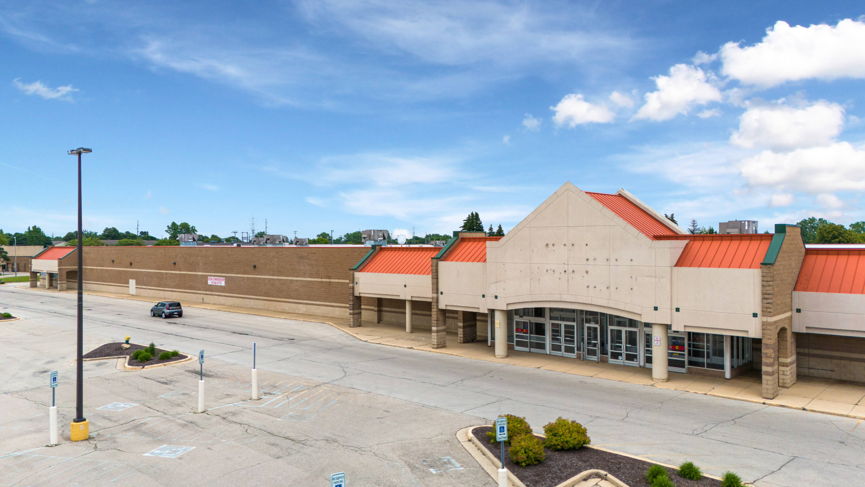 2211-2417 S Green Bay Rd, Racine, WI 53406 | Crexi.com