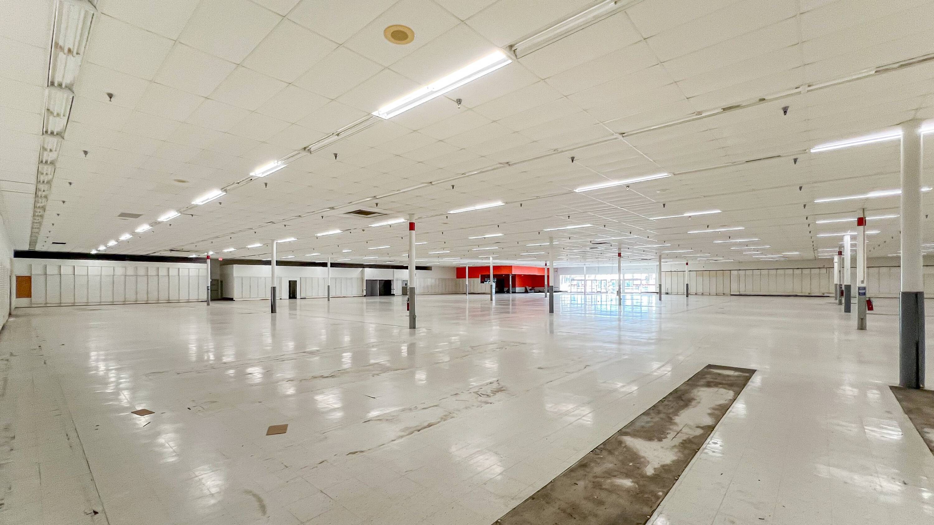 2211-2417 S Green Bay Rd, Racine, WI 53406 | Crexi.com