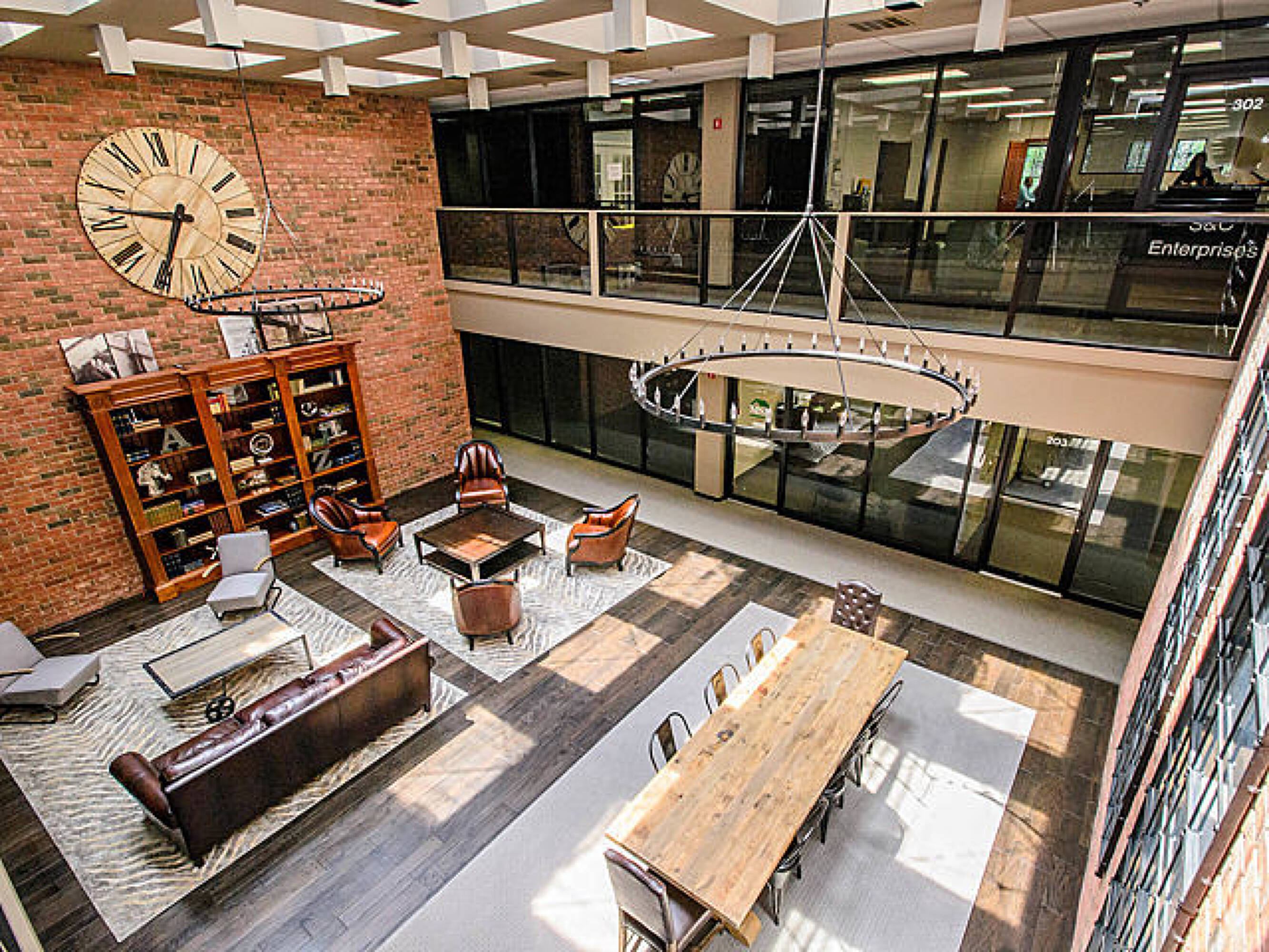 17W662 Butterfield Rd, Oakbrook Terrace, IL 60181 | Crexi.com