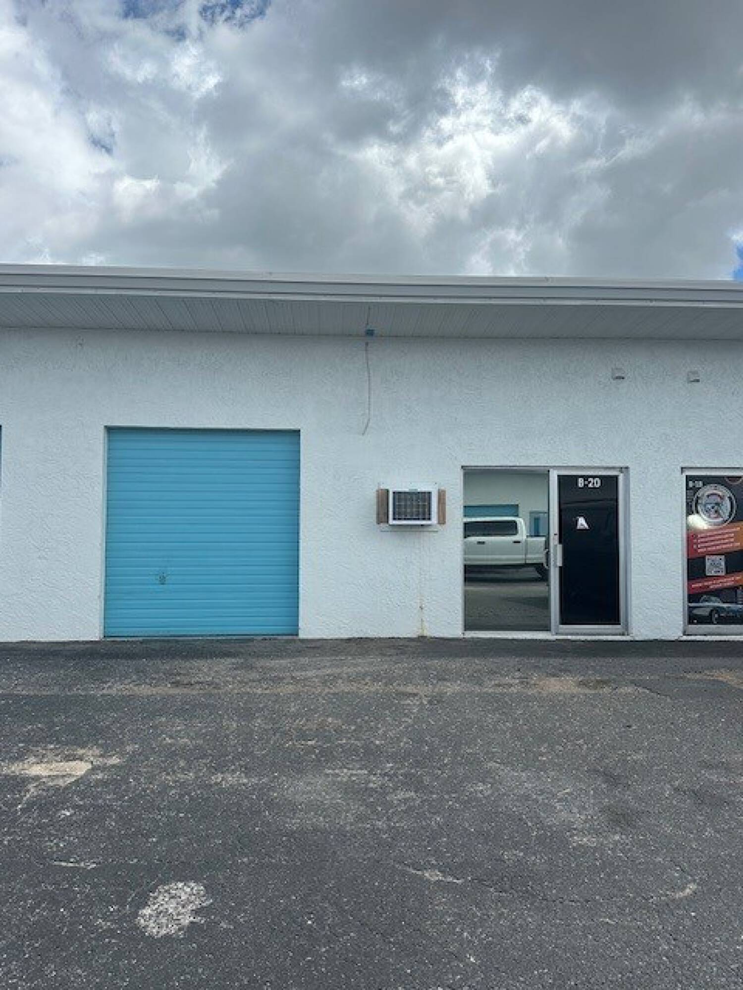 4301 32nd St W, Bradenton, FL 34205 | Crexi.com