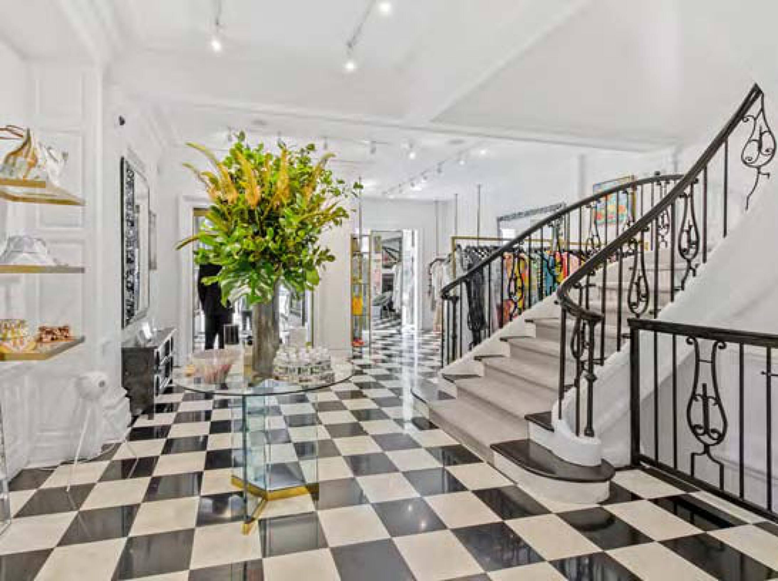 1020 Madison Ave, New York, NY 10075 - Retail Space for Lease - 1020 ...