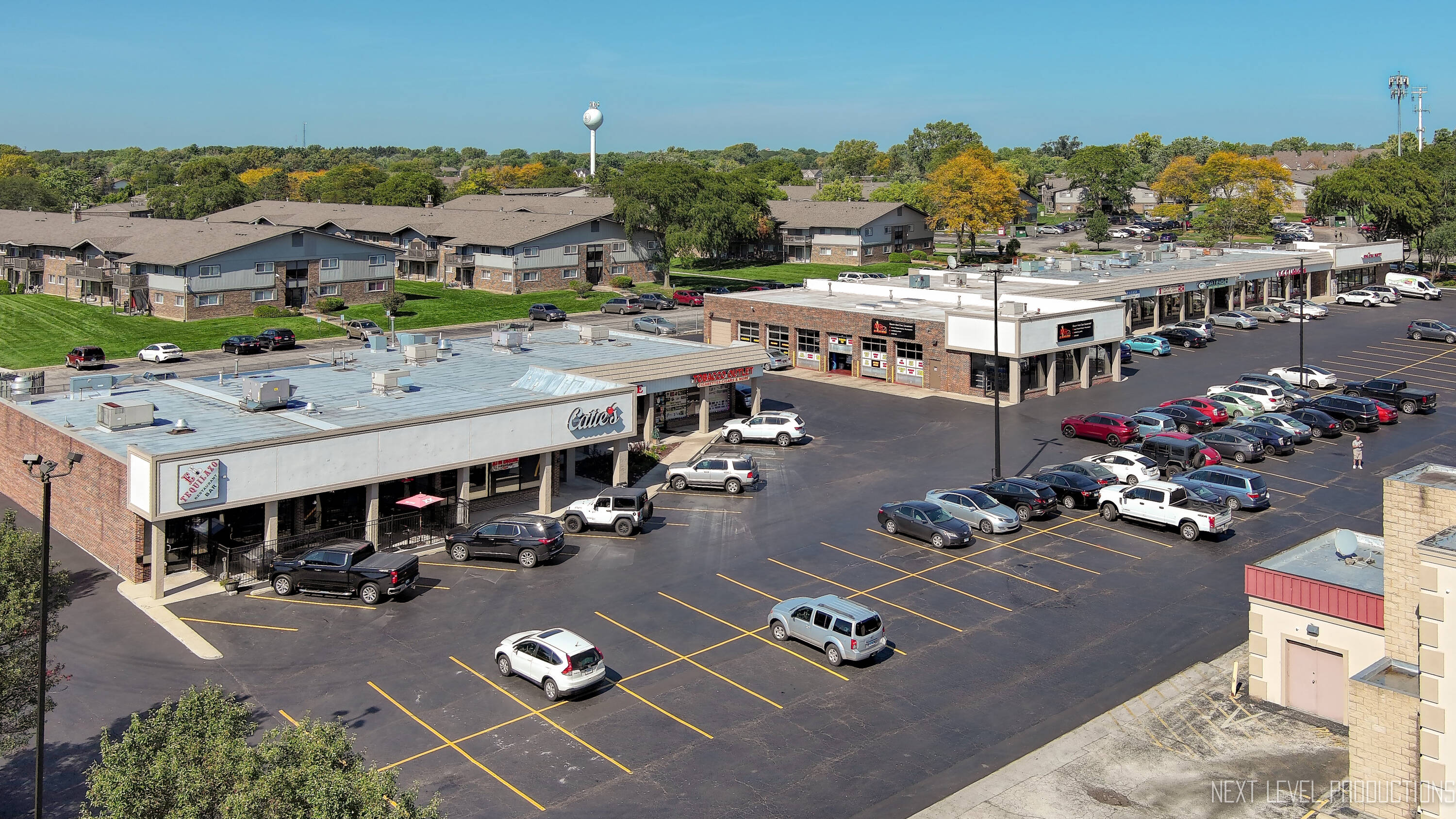 10S620 S. Kingery Hwy, Willowbrook, IL, USA, Willowbrook, IL 60527 ...