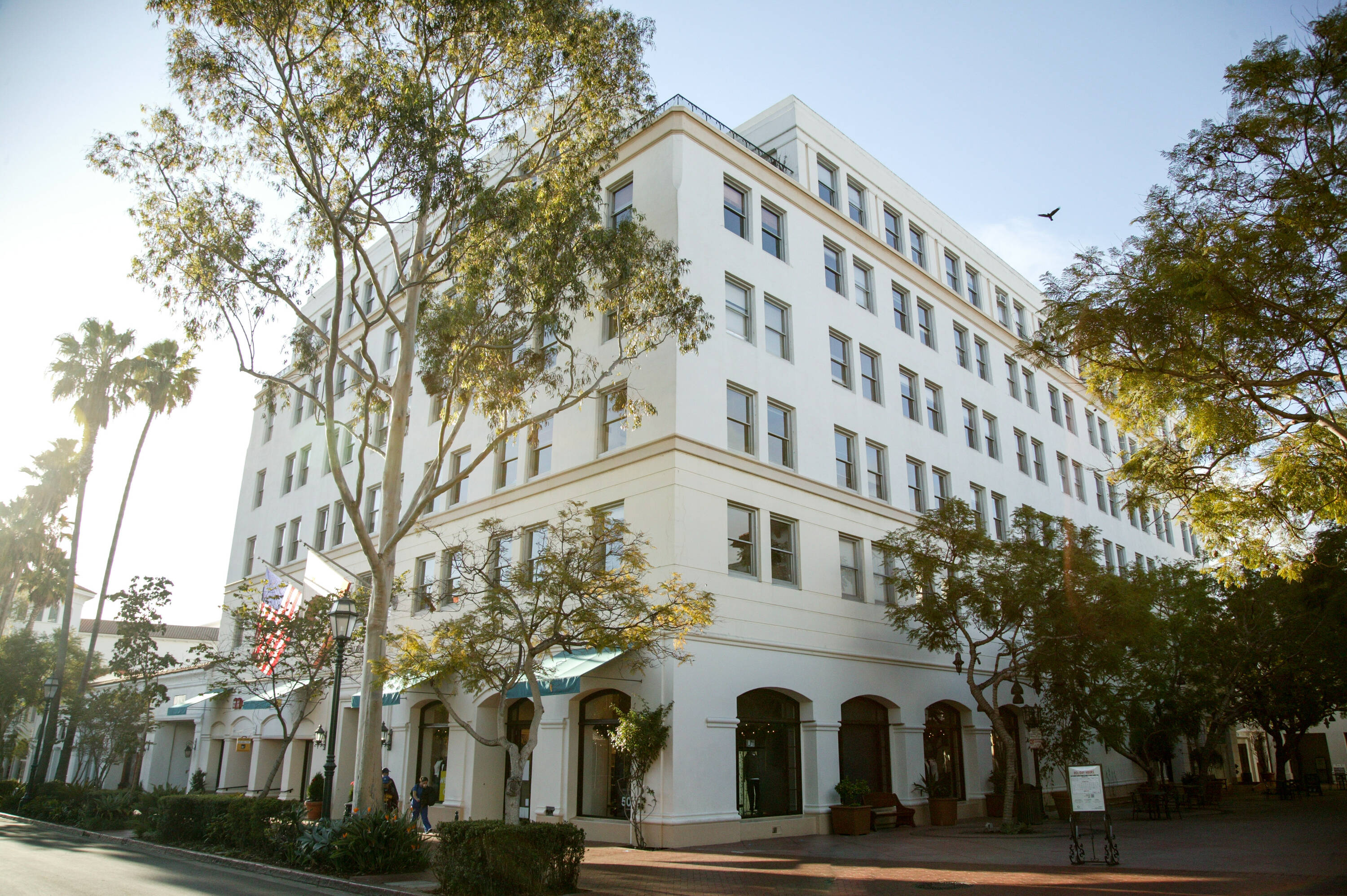 735 State St, Santa Barbara, CA 93101 | Crexi.com