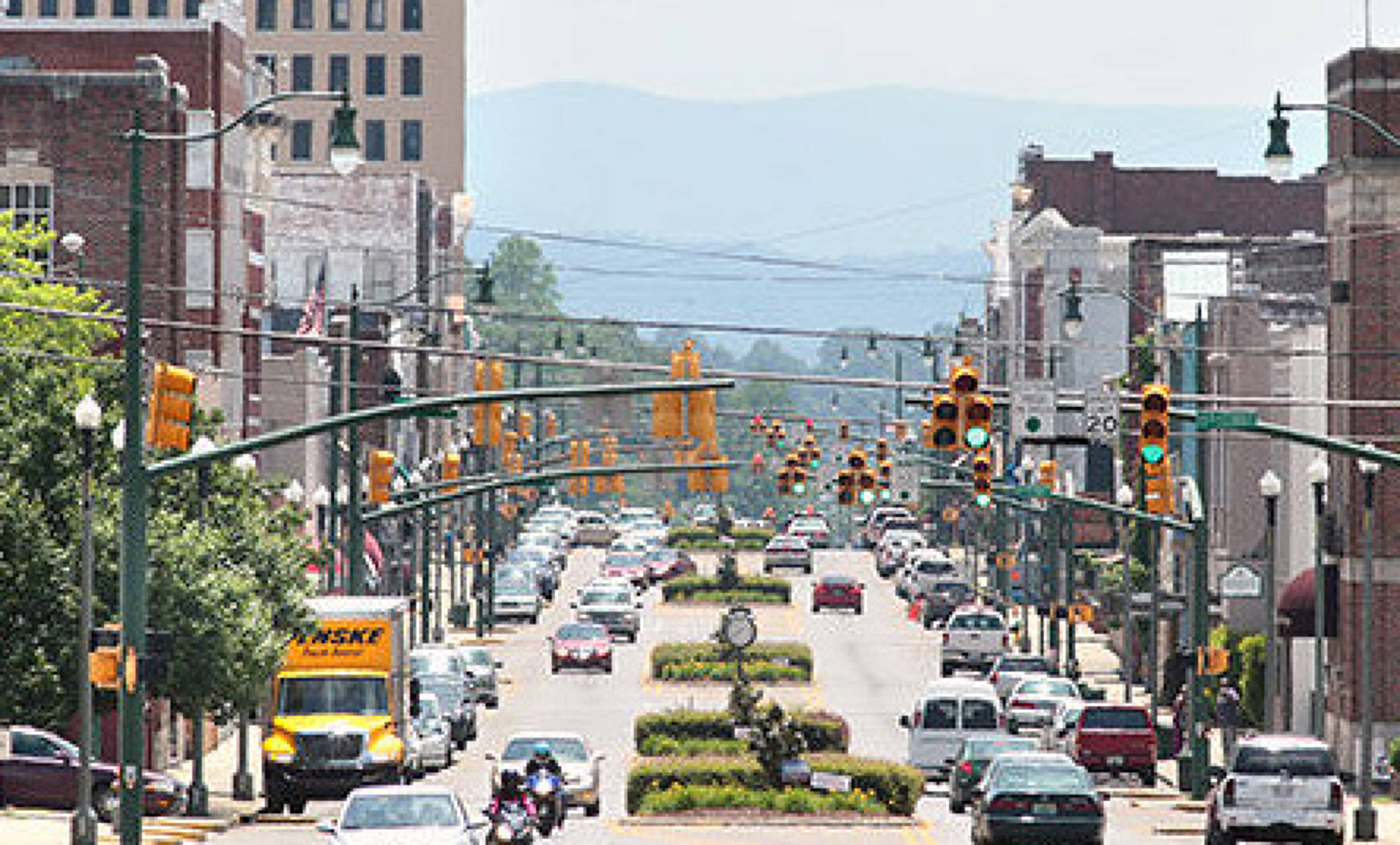 801 Noble St, Anniston, AL 36201 | Crexi.com