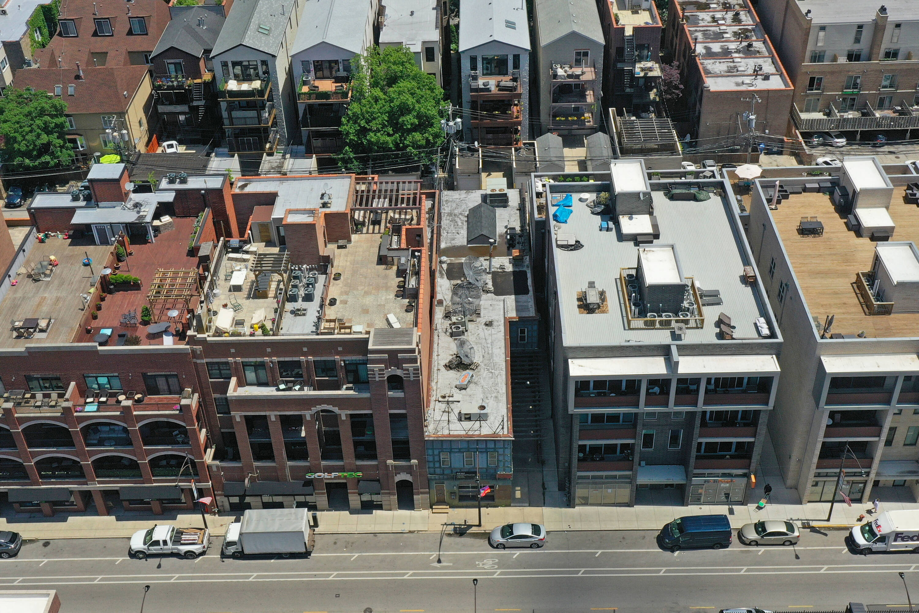 2843 N HALSTED ST Chicago IL 60657 APN: 14281140140000 | Crexi.com