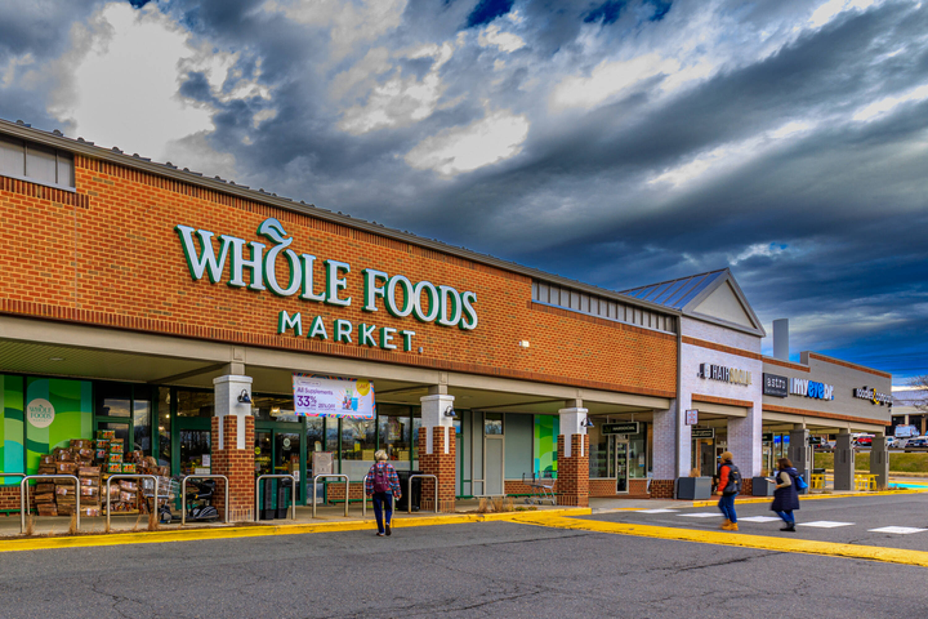 7501 Leesburg Pike, Falls Church, VA 22042 | Crexi.com