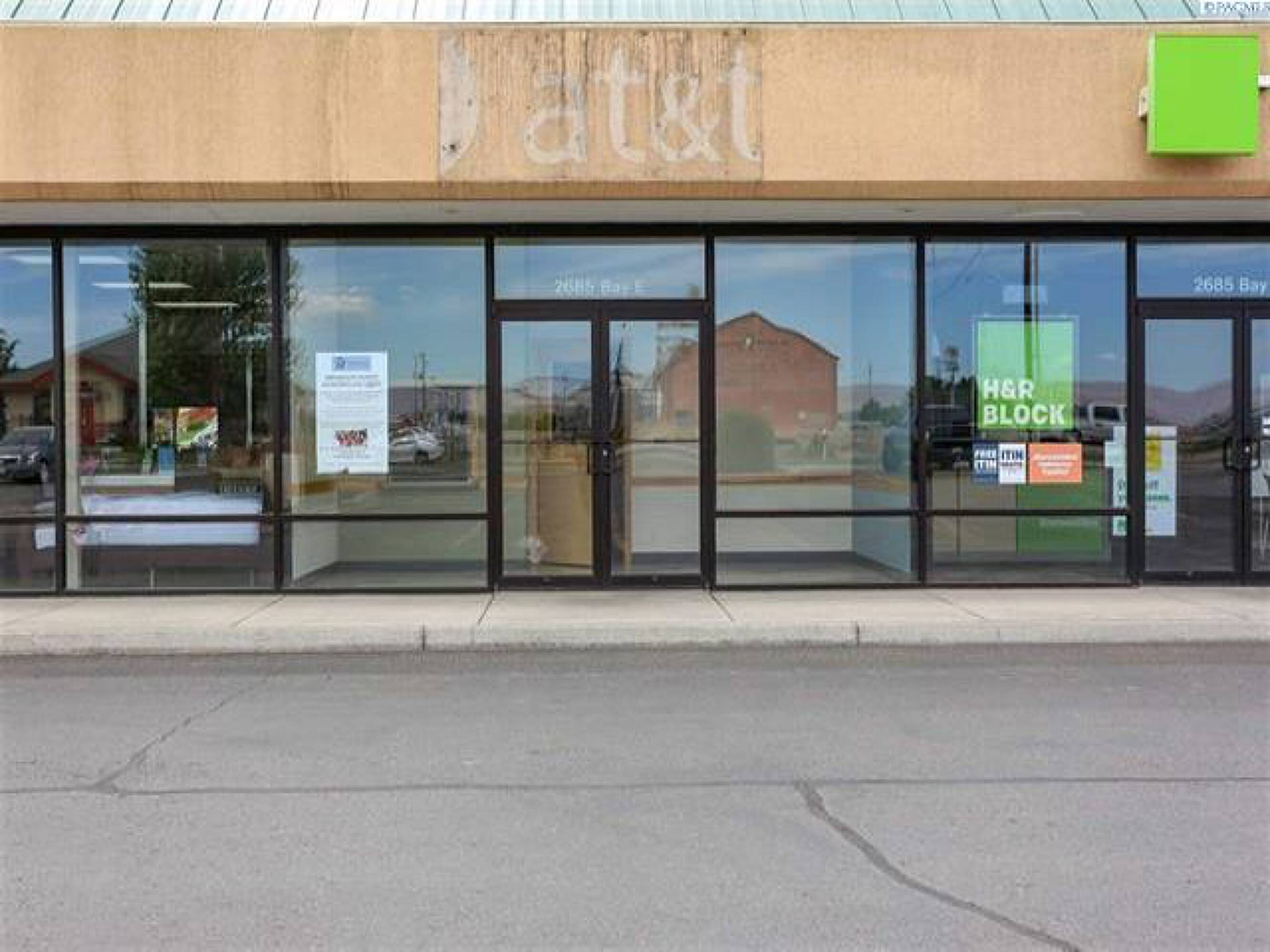 2685 E Lincoln Ave, Sunnyside, WA 98944 - Retail Space for Lease ...