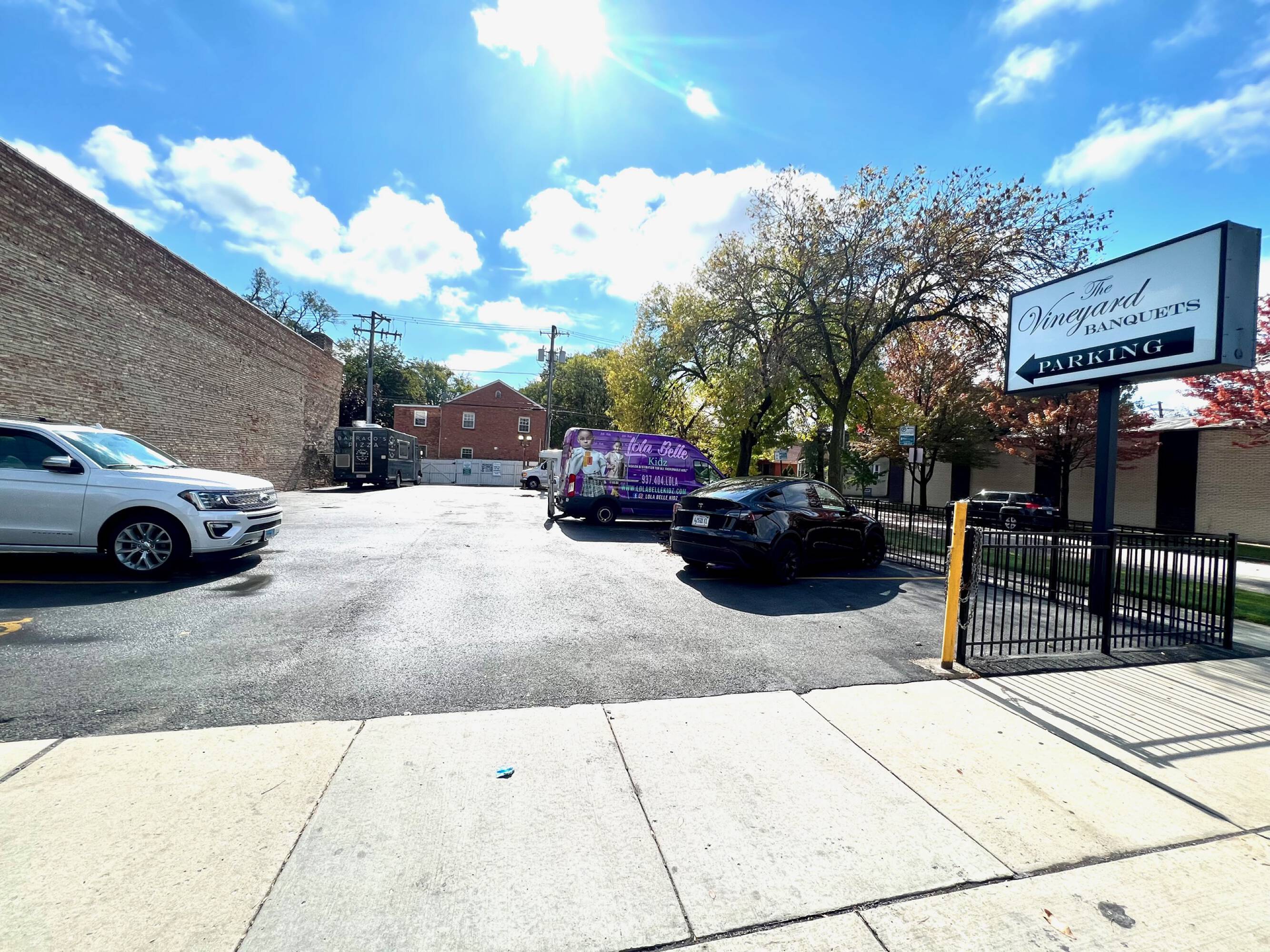 2205 W 95th St, Chicago, IL 60643 | Crexi.com
