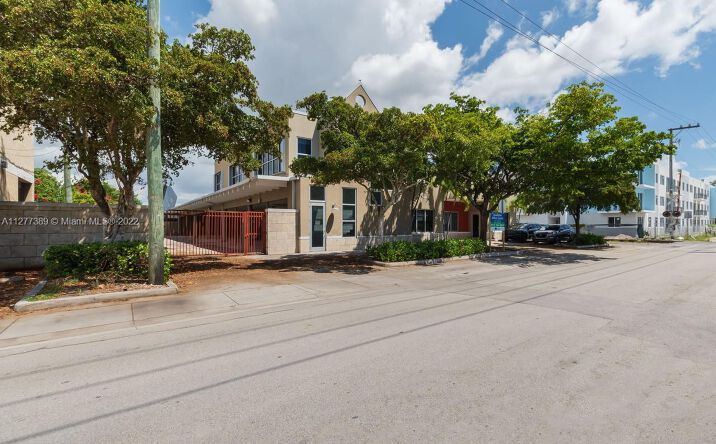 8100 SW 8th St, Miami, FL 33144 - Special Purpose Space for Lease ...