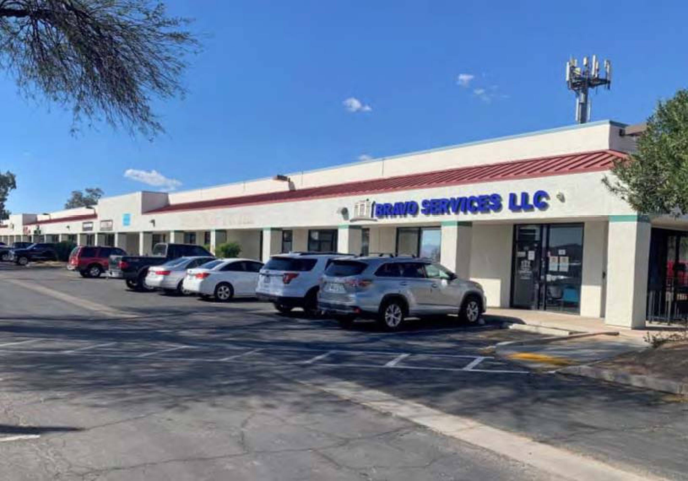 225 E Valencia Rd, Tucson, AZ 85706 | Crexi.com