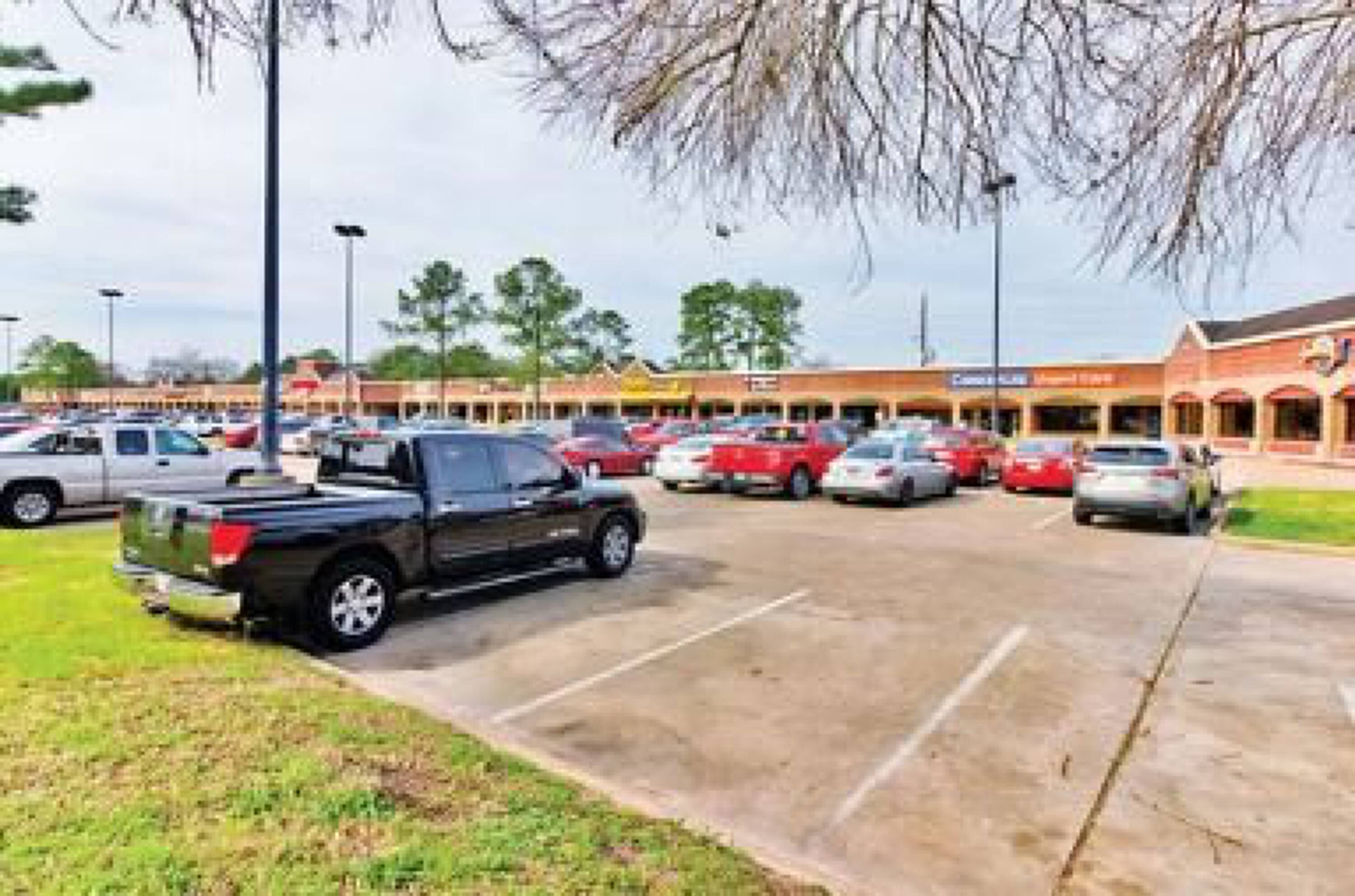 351 - 403 Greens Road, Houston, TX 77060 | Crexi.com