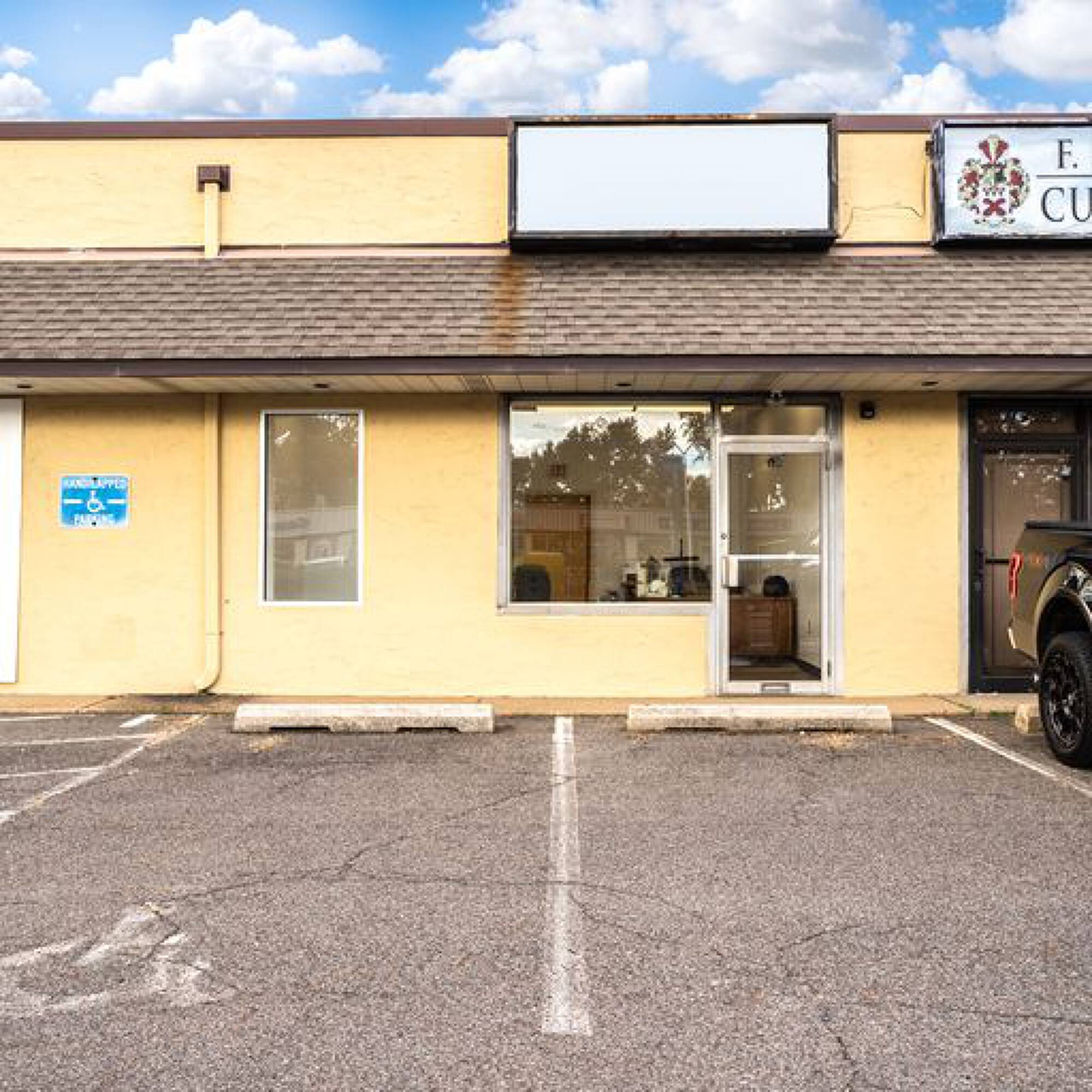 544 STATE HWY 33 Mercerville NJ 08619-4406 APN: 1103_1807_25 | Crexi.com