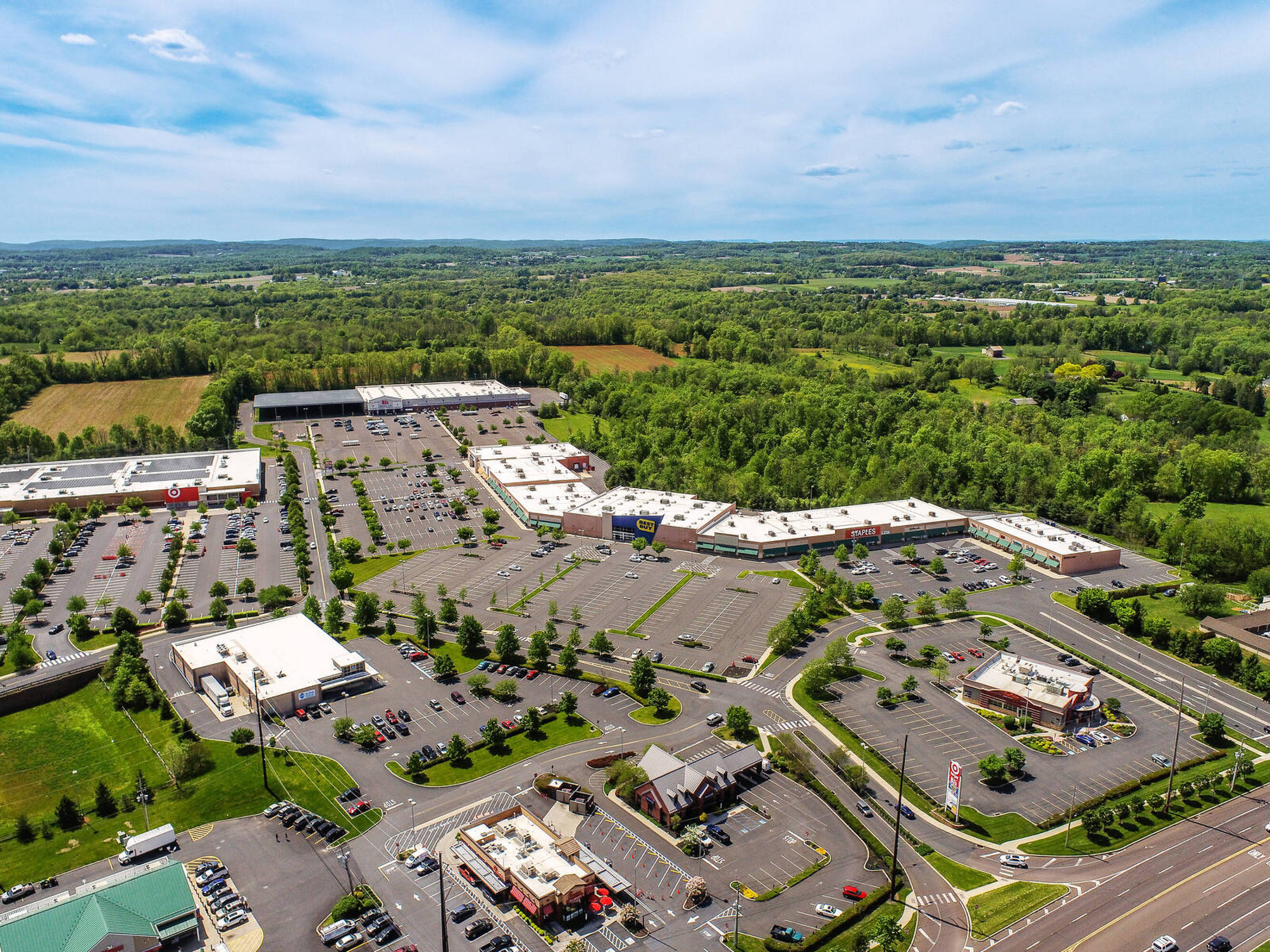 600-690 N West End Blvd, Quakertown, PA 18951 | Crexi.com