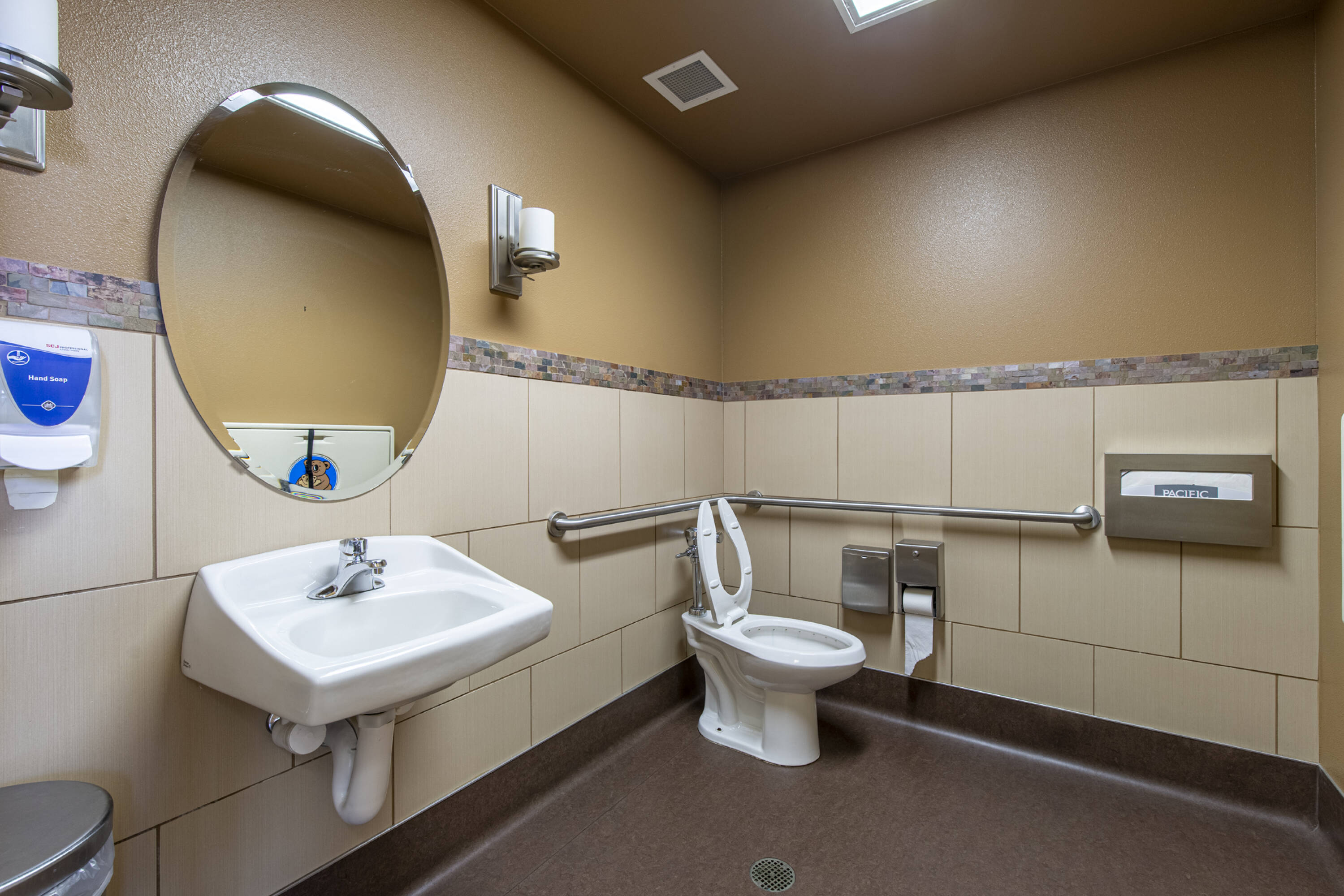 966 12th St SE, Salem, OR 97302 | Crexi.com