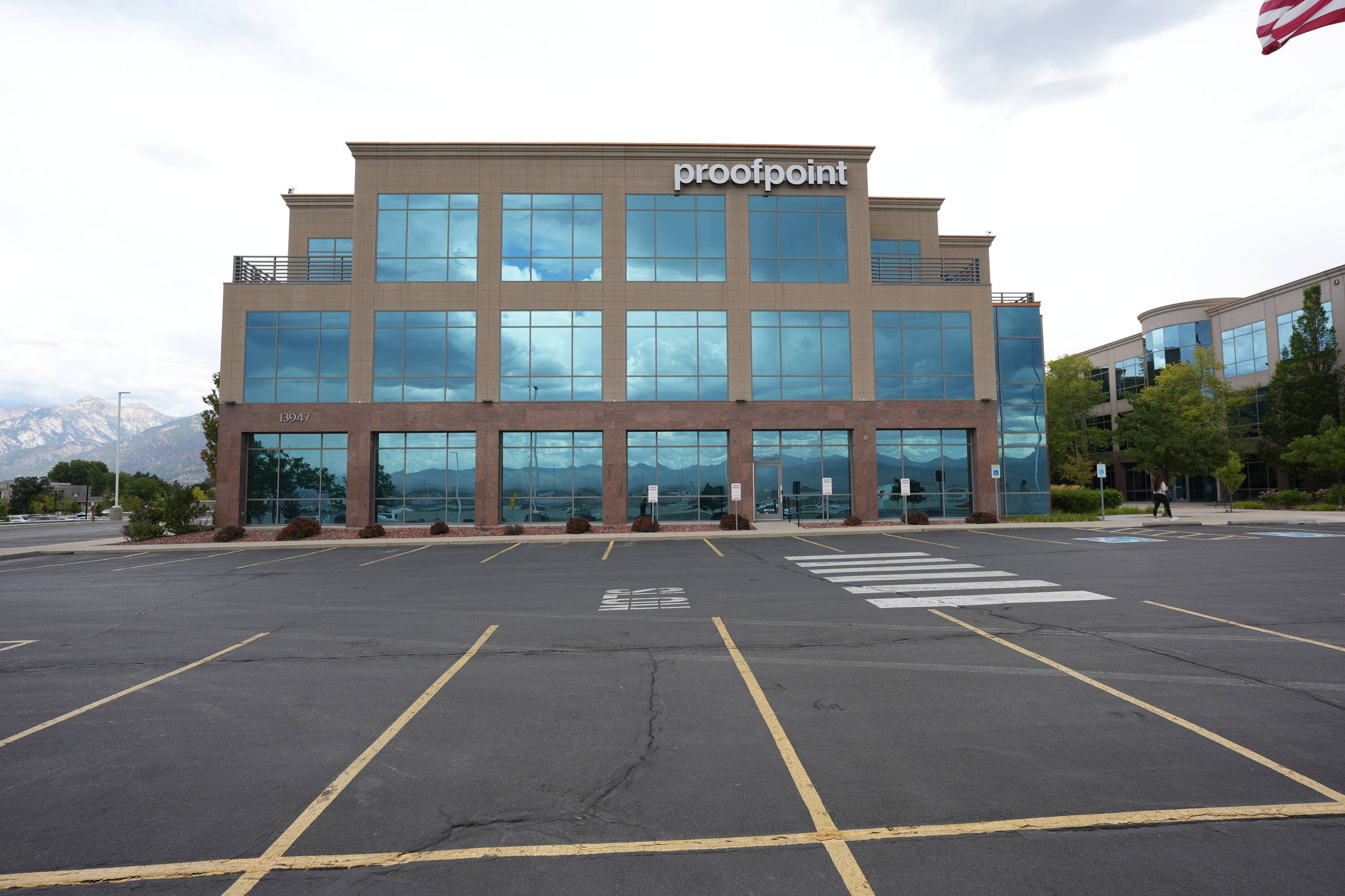 13947 Minuteman Dr, Draper, UT 84020 | Crexi.com