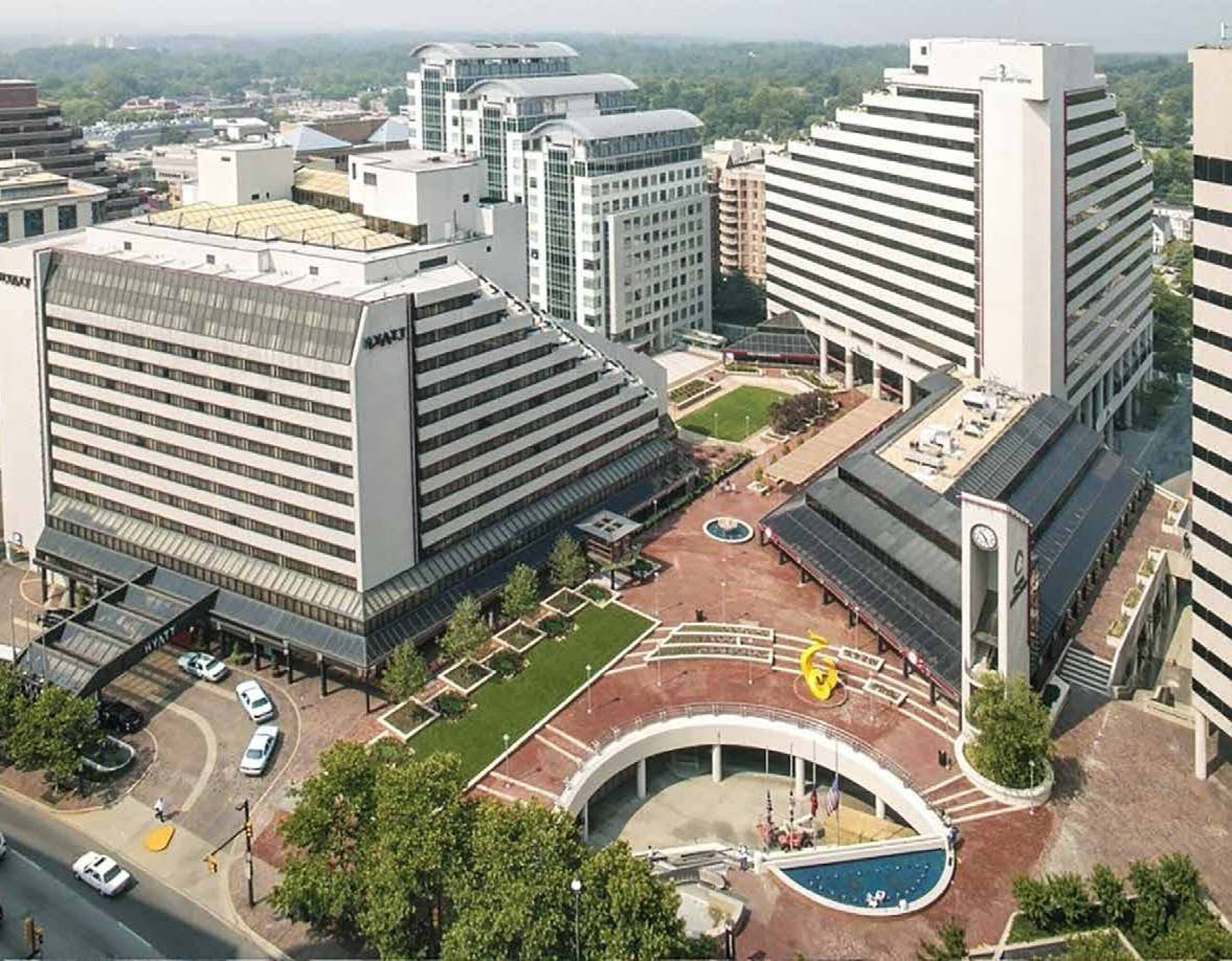3 Bethesda Metro Center, Bethesda, MD 20814 | Crexi.com