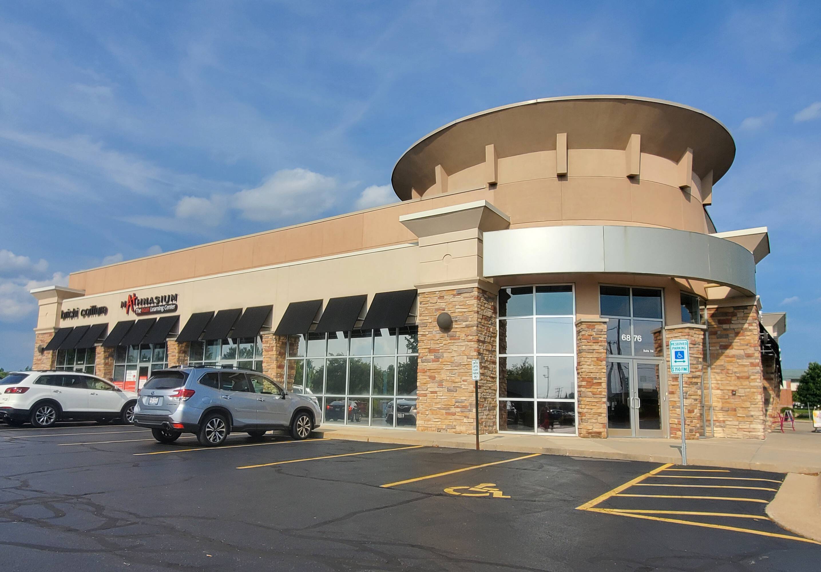 6876 Spring Creek Rd, Rockford, IL 61114 | Crexi.com