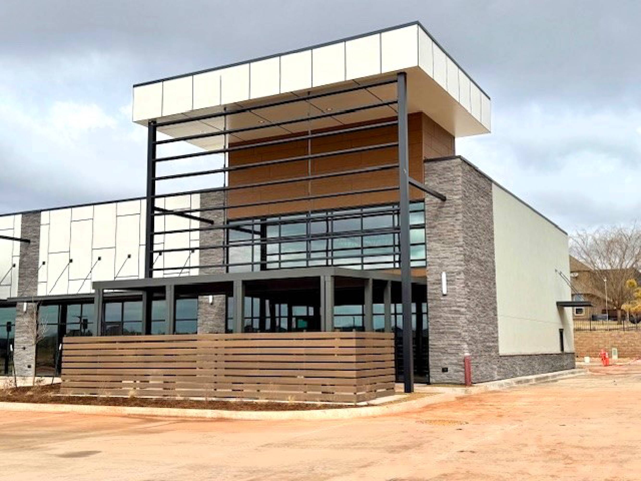 16533 N May Ave, Edmond, OK 73012 | Crexi.com