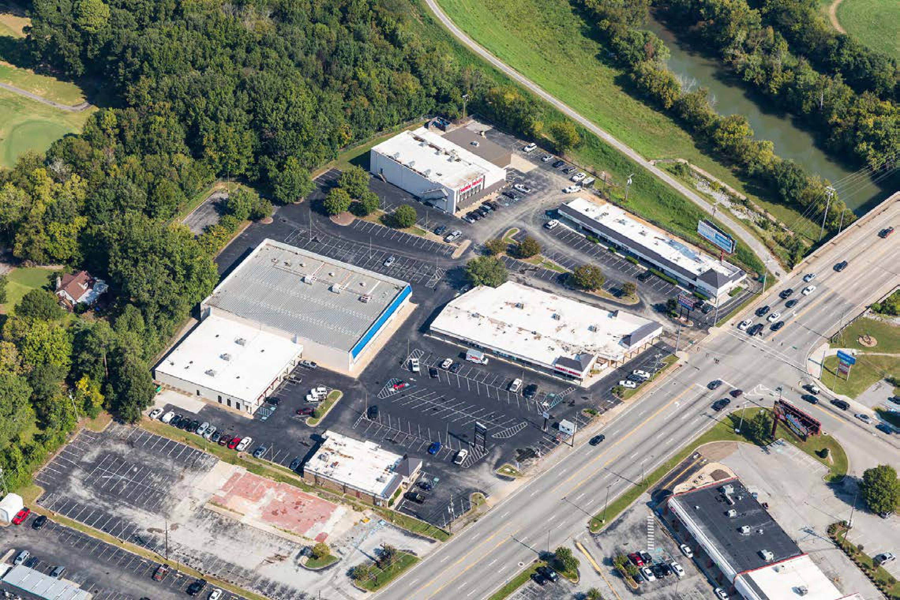 5845 Brainerd Rd, Chattanooga, TN 37411 | Crexi.com