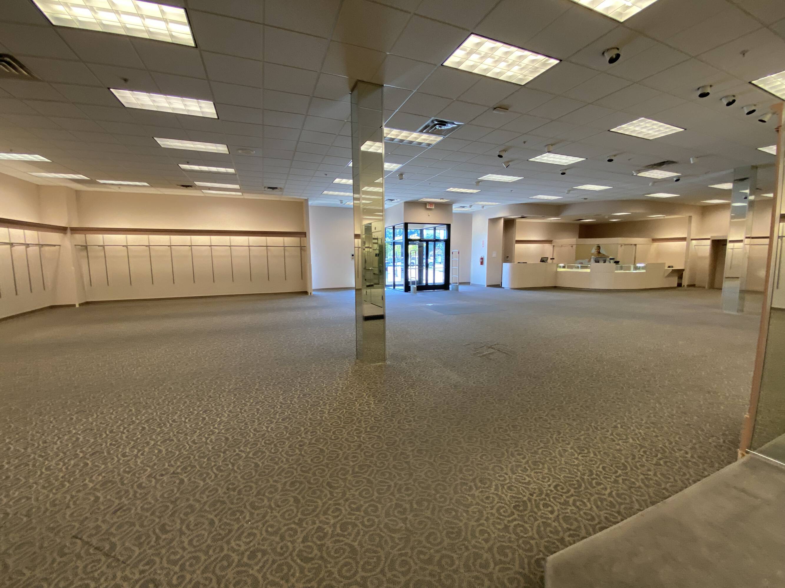 1251 E McAndrews Rd, Medford, OR 97504 | Crexi.com