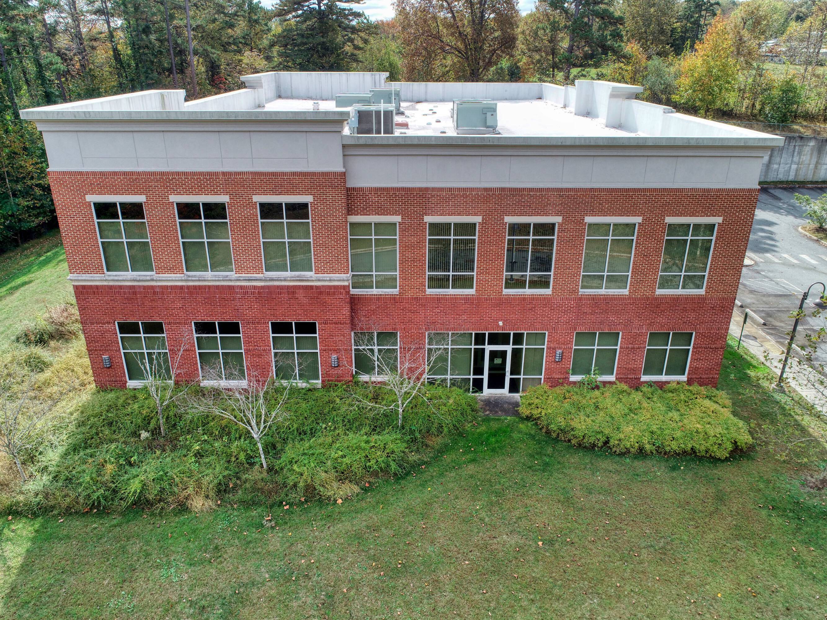 3926 SEMINOLE TR Charlottesville VA 22911-8397 APN: 032000000022L1 ...