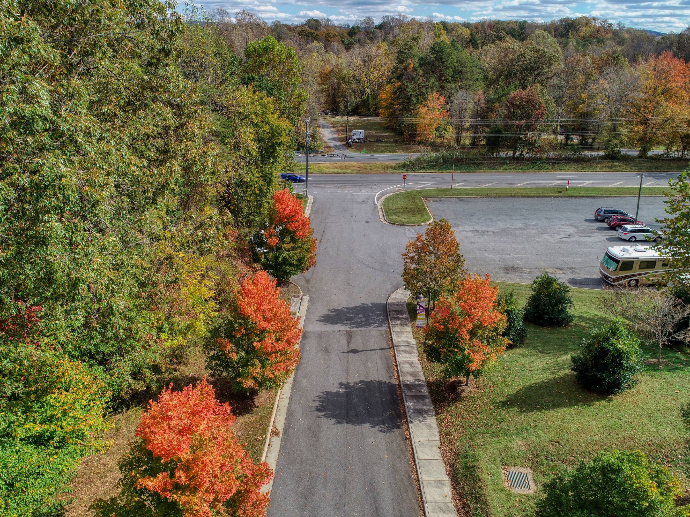 3926 SEMINOLE TR Charlottesville VA 22911-8397 APN: 032000000022L1 ...