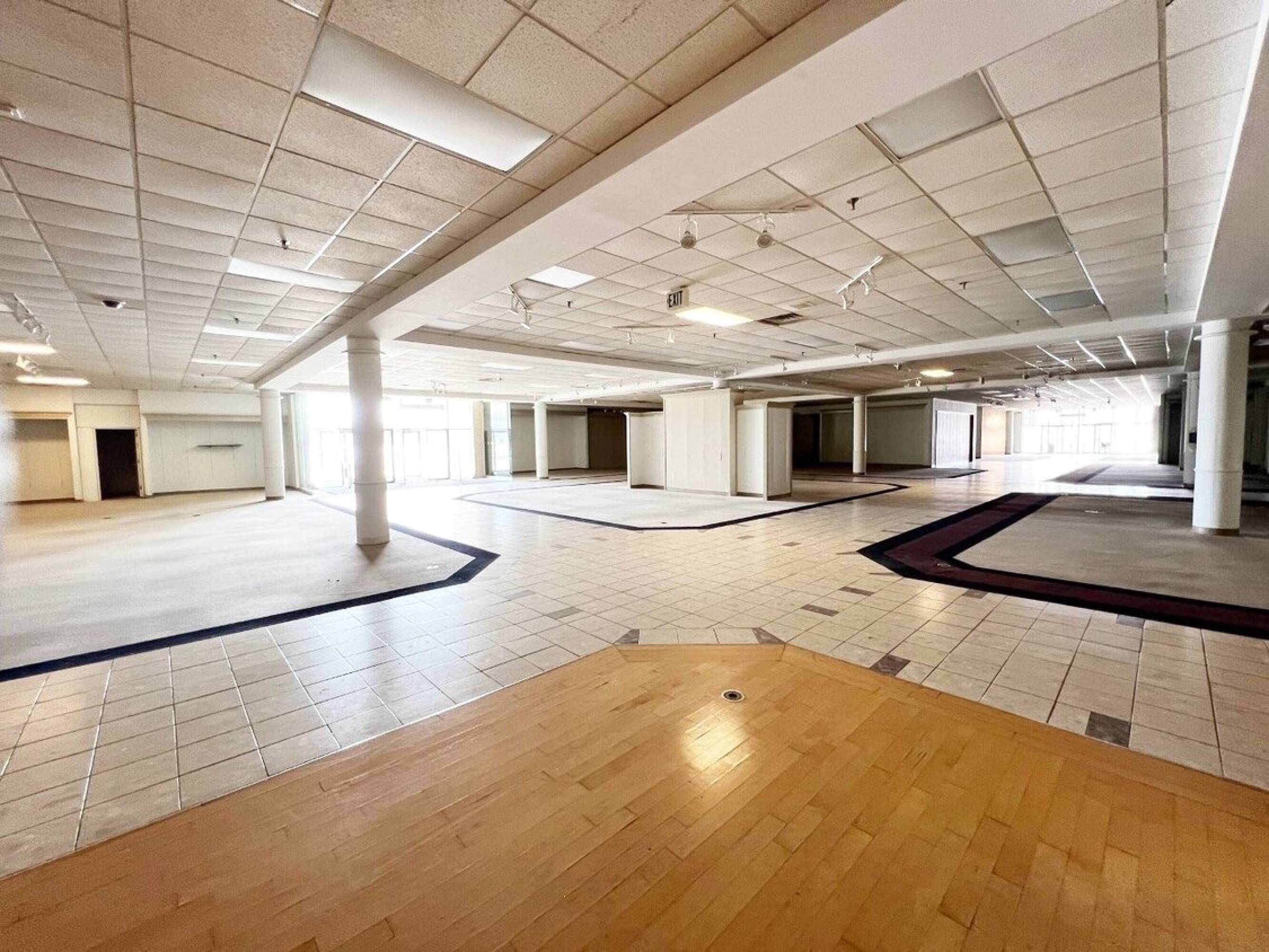 1995 Southlake Mall, Merrillville, IN 46410 | Crexi.com