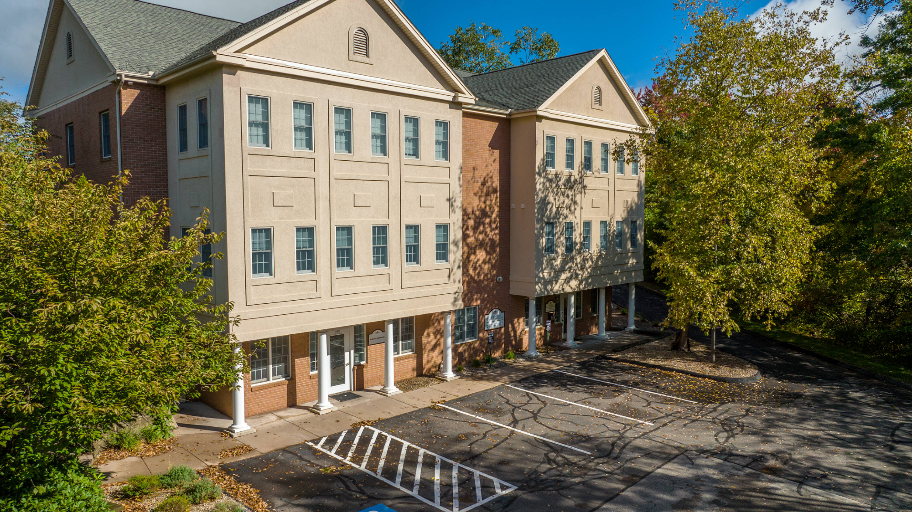 59 Sycamore St, Glastonbury, CT 06033 | Crexi.com